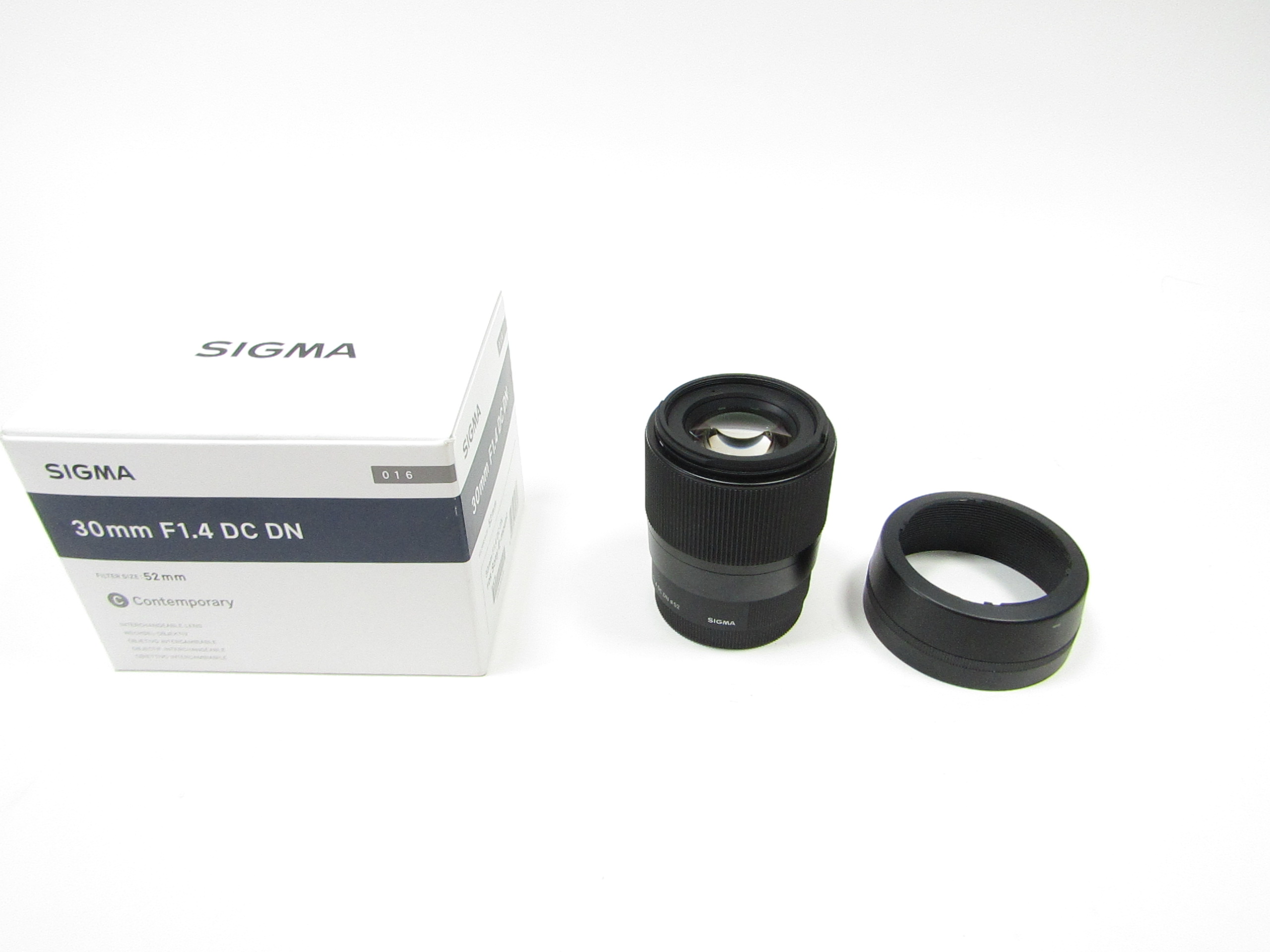 Sigma 30mm f/1.4 DC DN Interchangeable Camera Lens