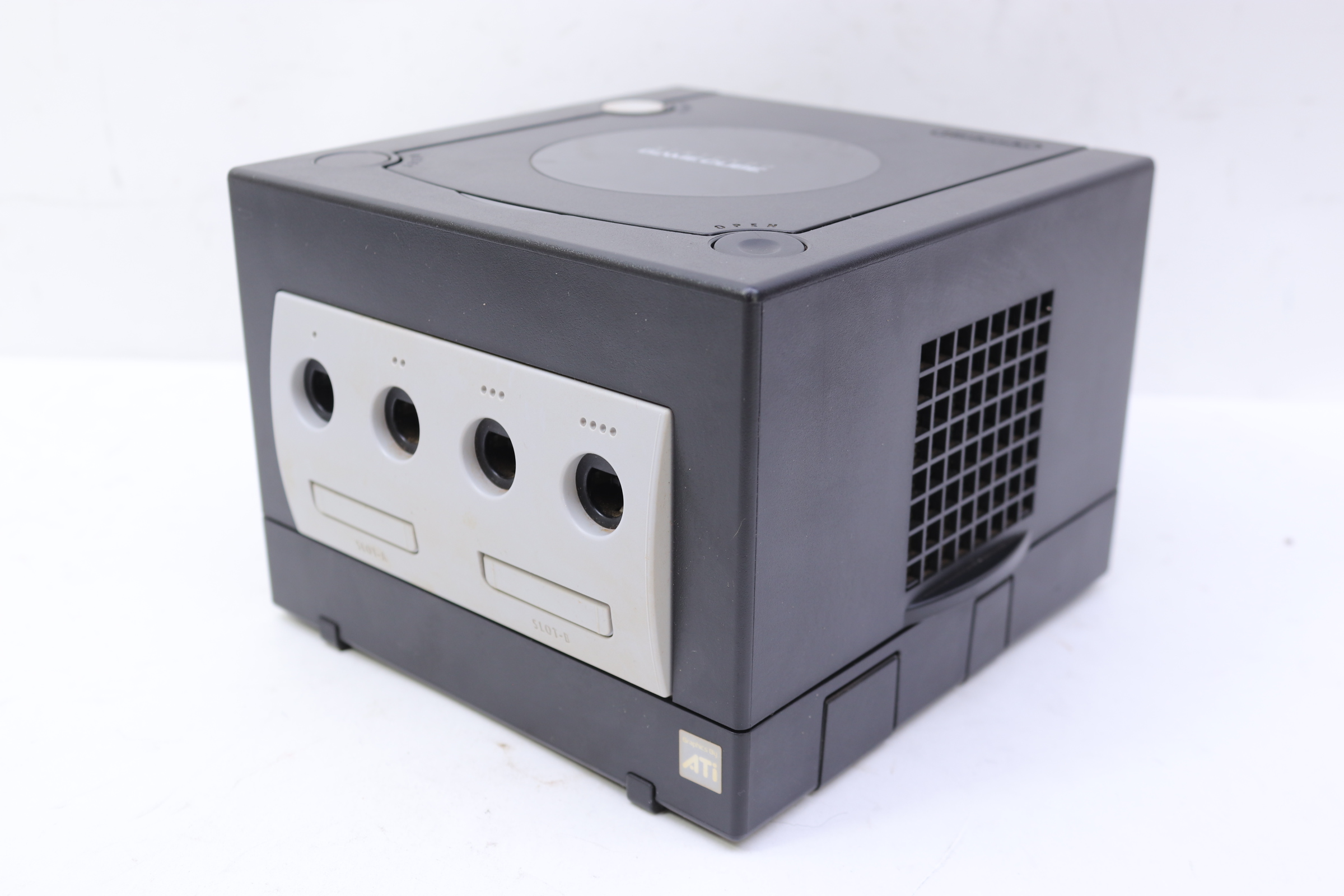 Nintendo DOL-101 GameCube Home Video Game Console