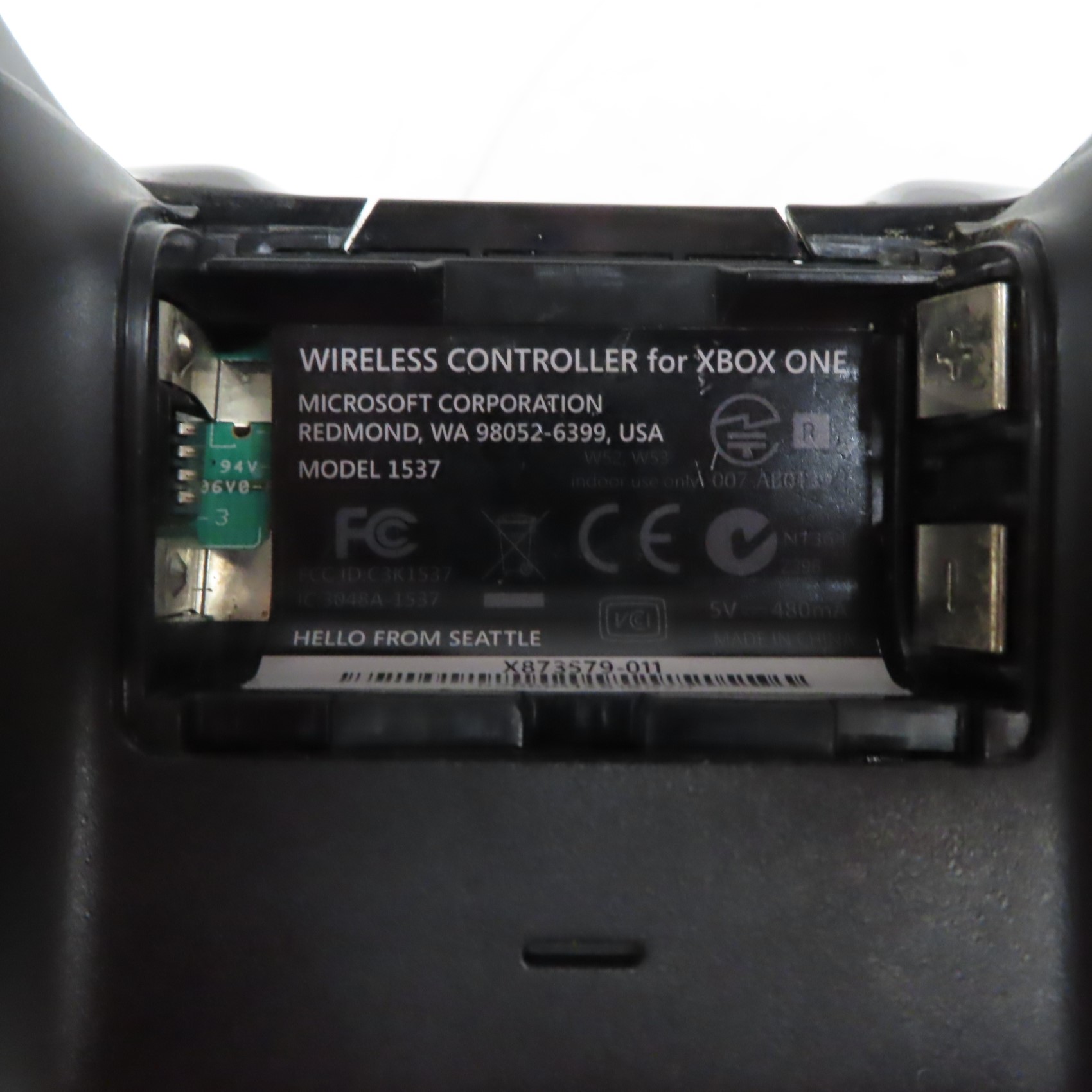 Microsoft 1537 Wireless Controller for Xbox One/PC - Black (1619)