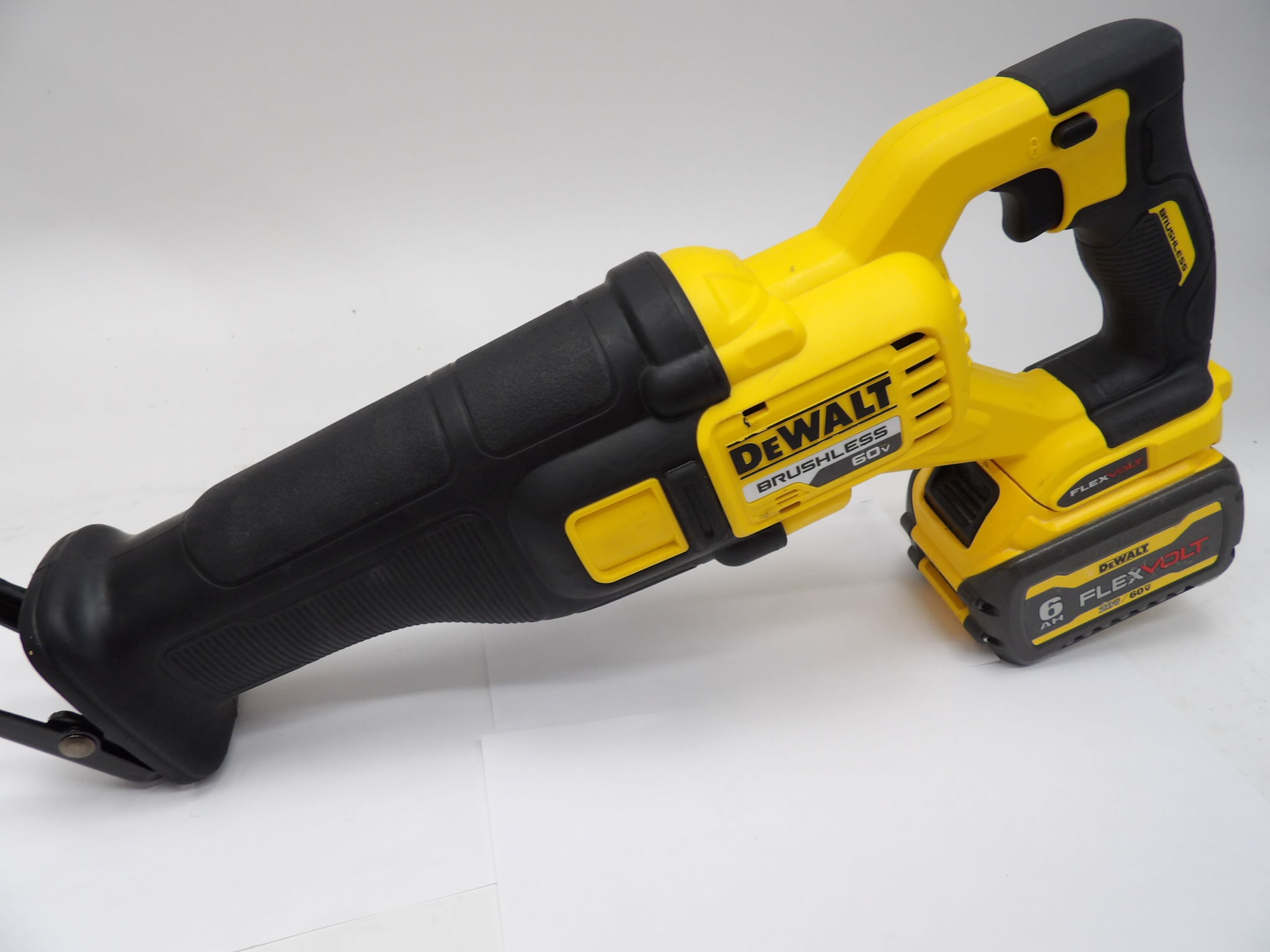 DeWalt Variable Speed Reciprocating Saw DCS389 Cordless Brushless 60V Max 4500