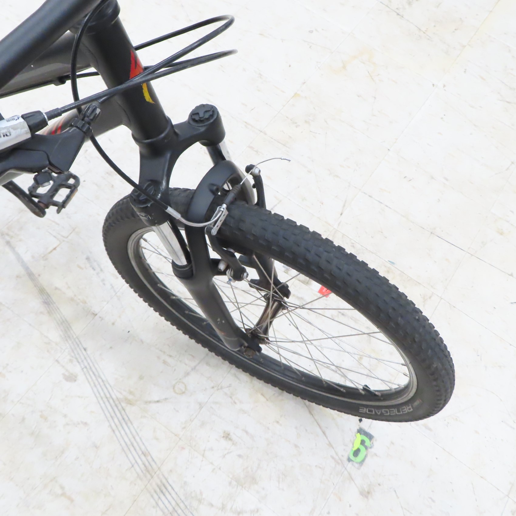 Specialized Hotrock 24" Children's Mountain Bicycle - Black (Local Pick ...