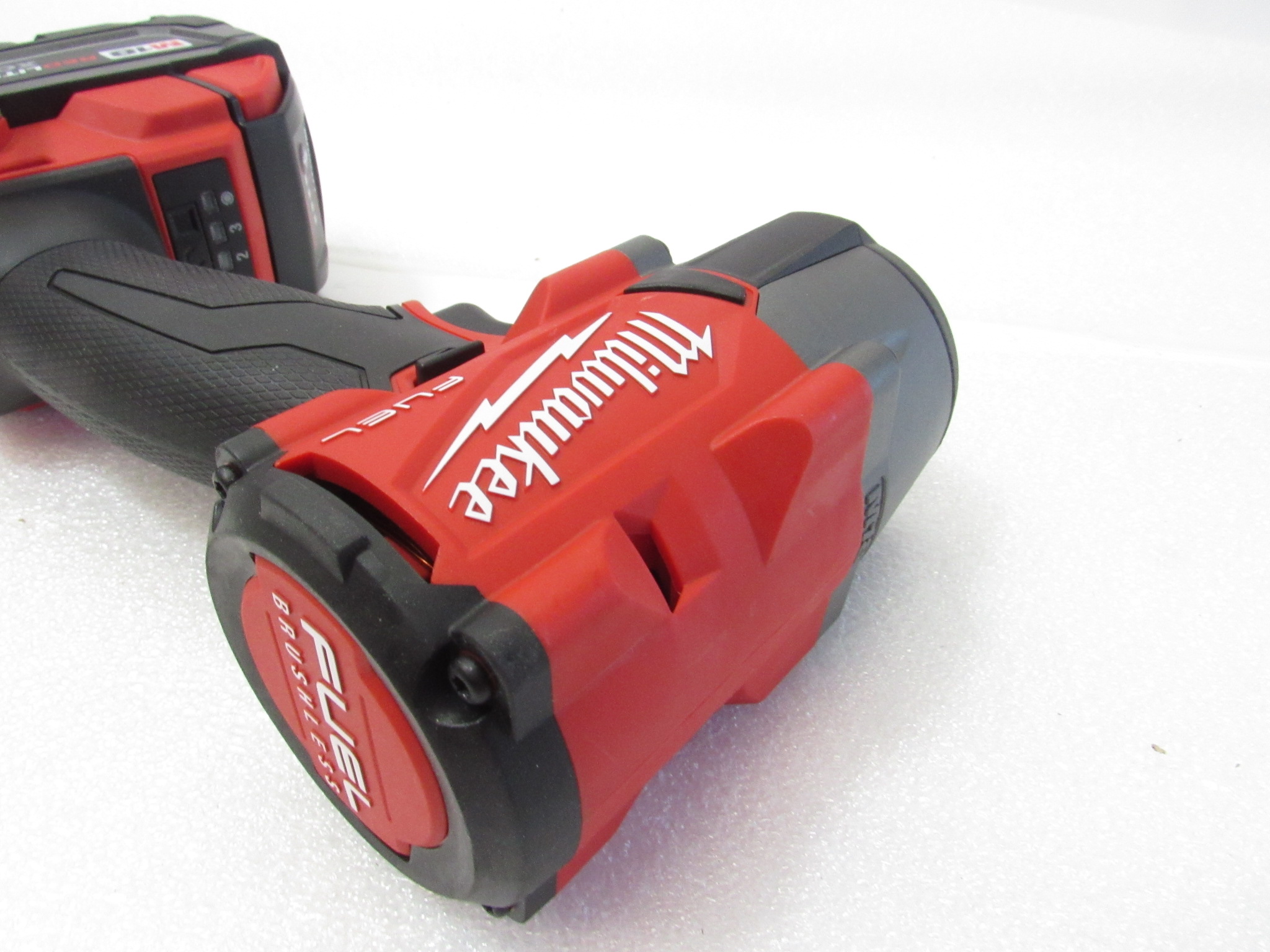 Milwaukee 2960-20 M18 FUEL GEN-2 18V Brushless Cordless 3/8" Impact Wrench