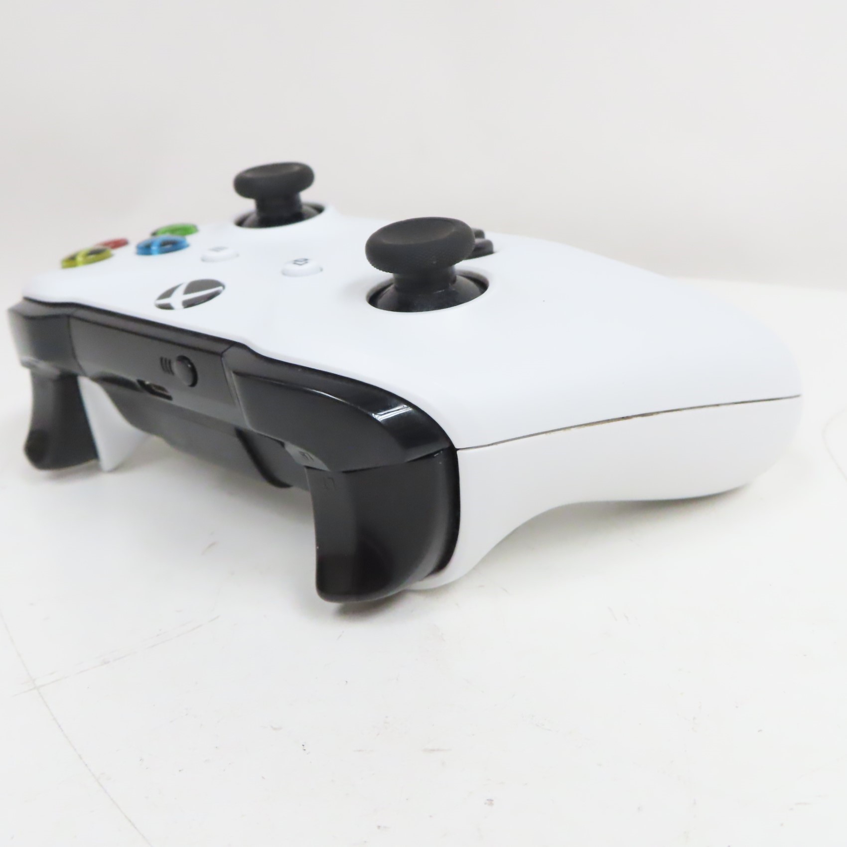 Microsoft 1708 Xbox Wireless Controller for Xbox One/PC - White (6414)