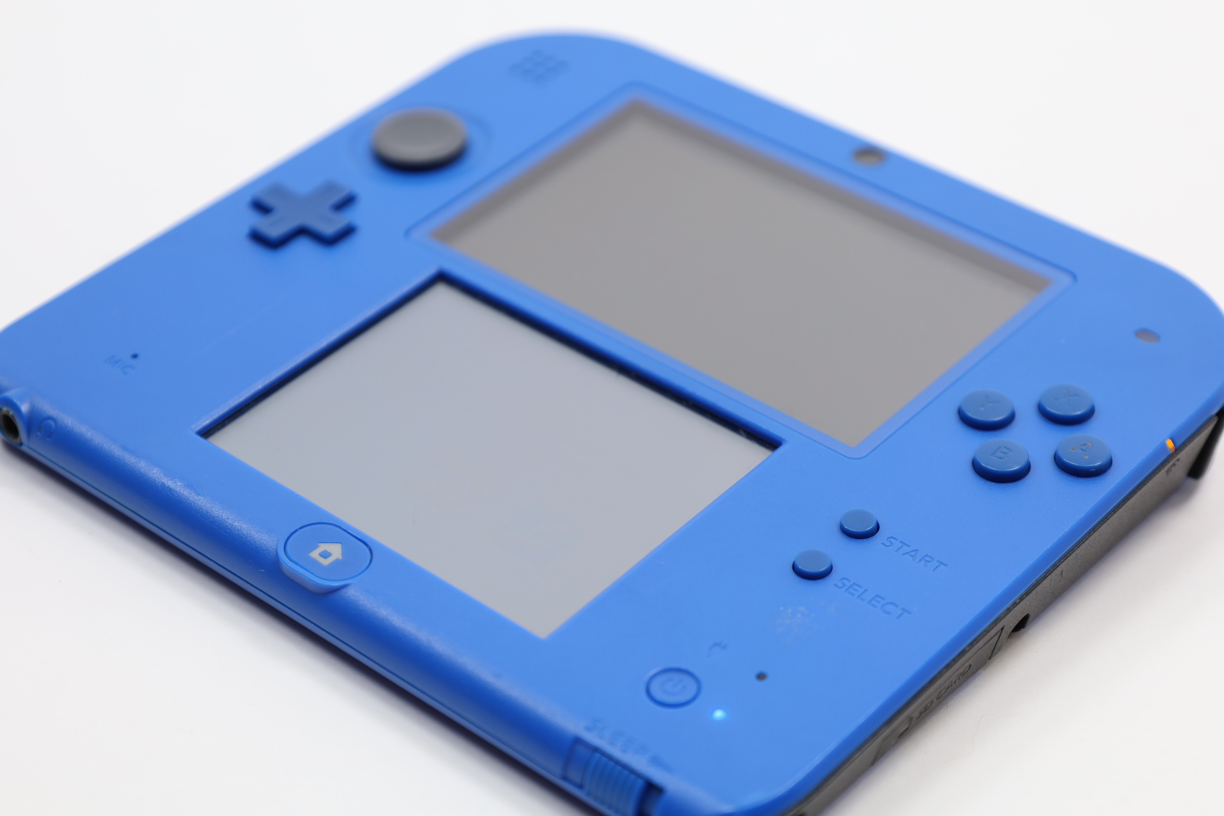 Nintendo 2DS FTR-001 Dual-Screen Portable Gaming System - Blue (1560)