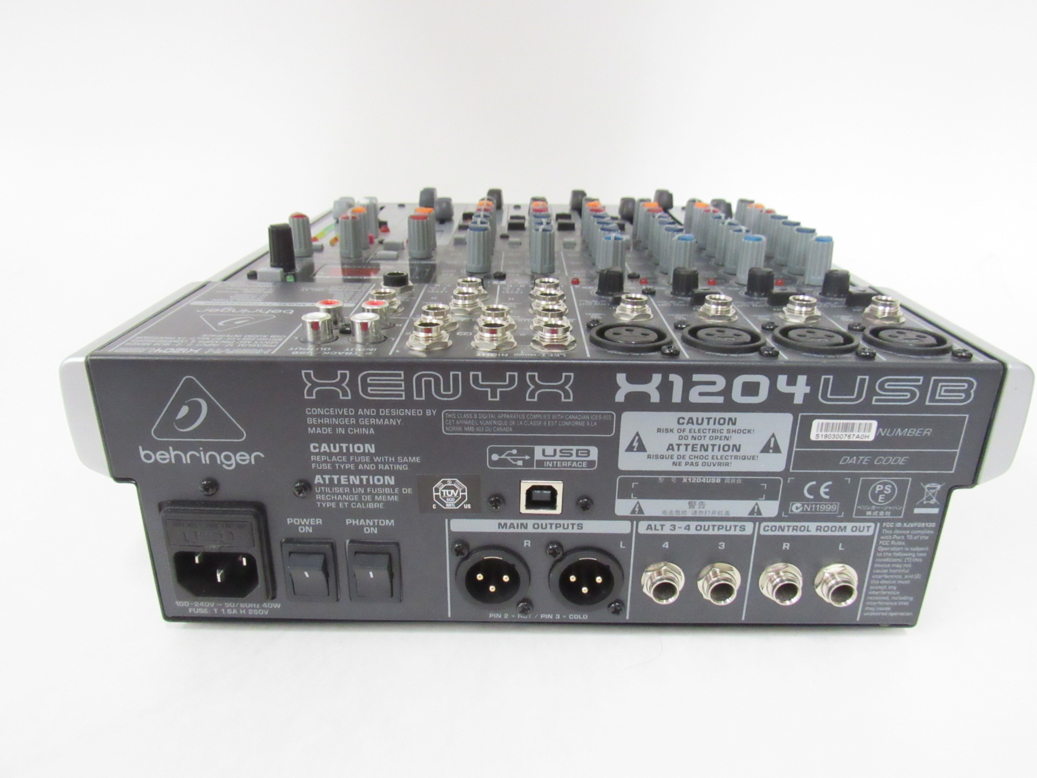 Behringer XENYX X1204USB Mixer with USB and Effects