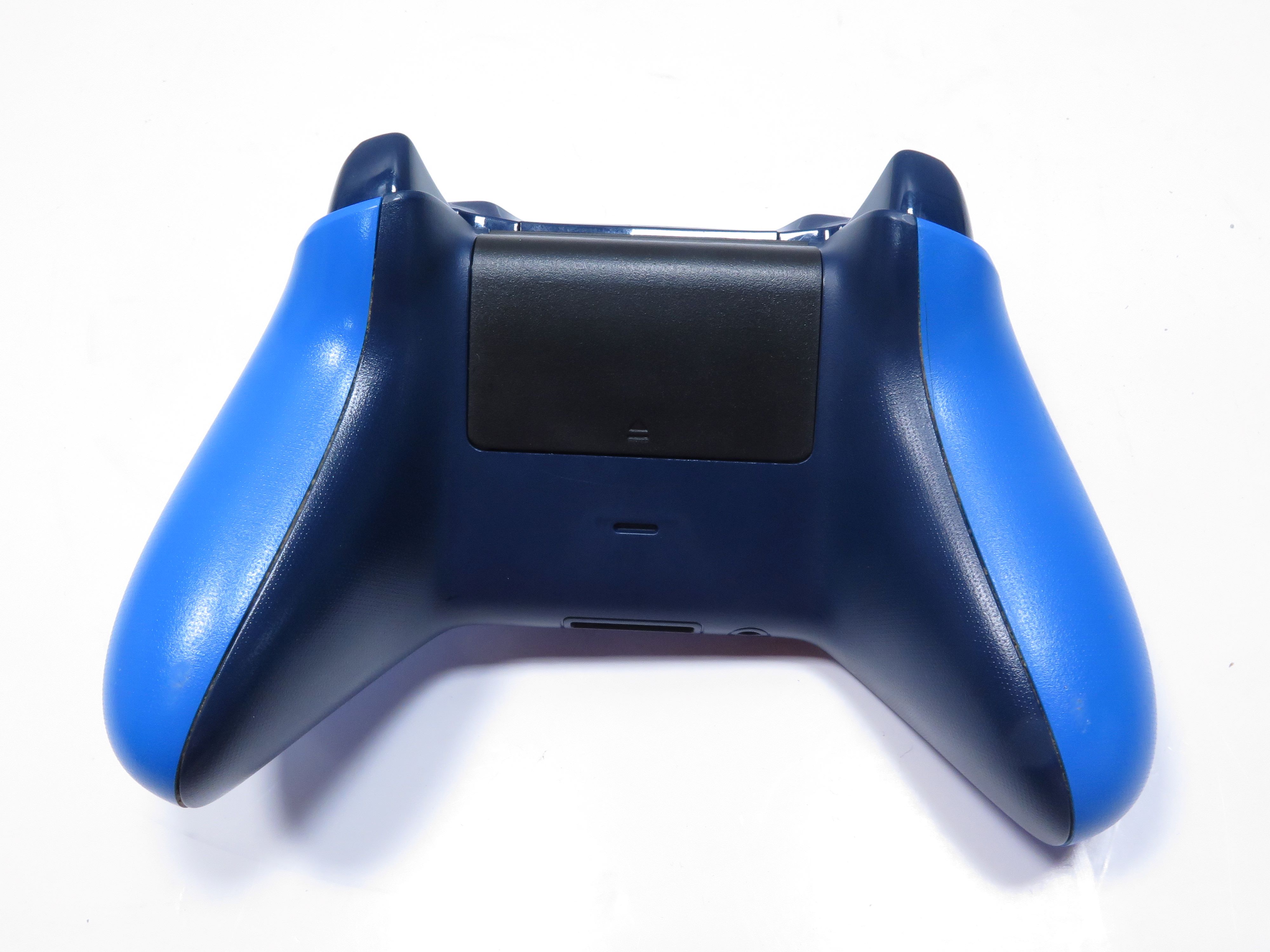 Microsoft 1708 Xbox One Wireless Controller - Blue 8239