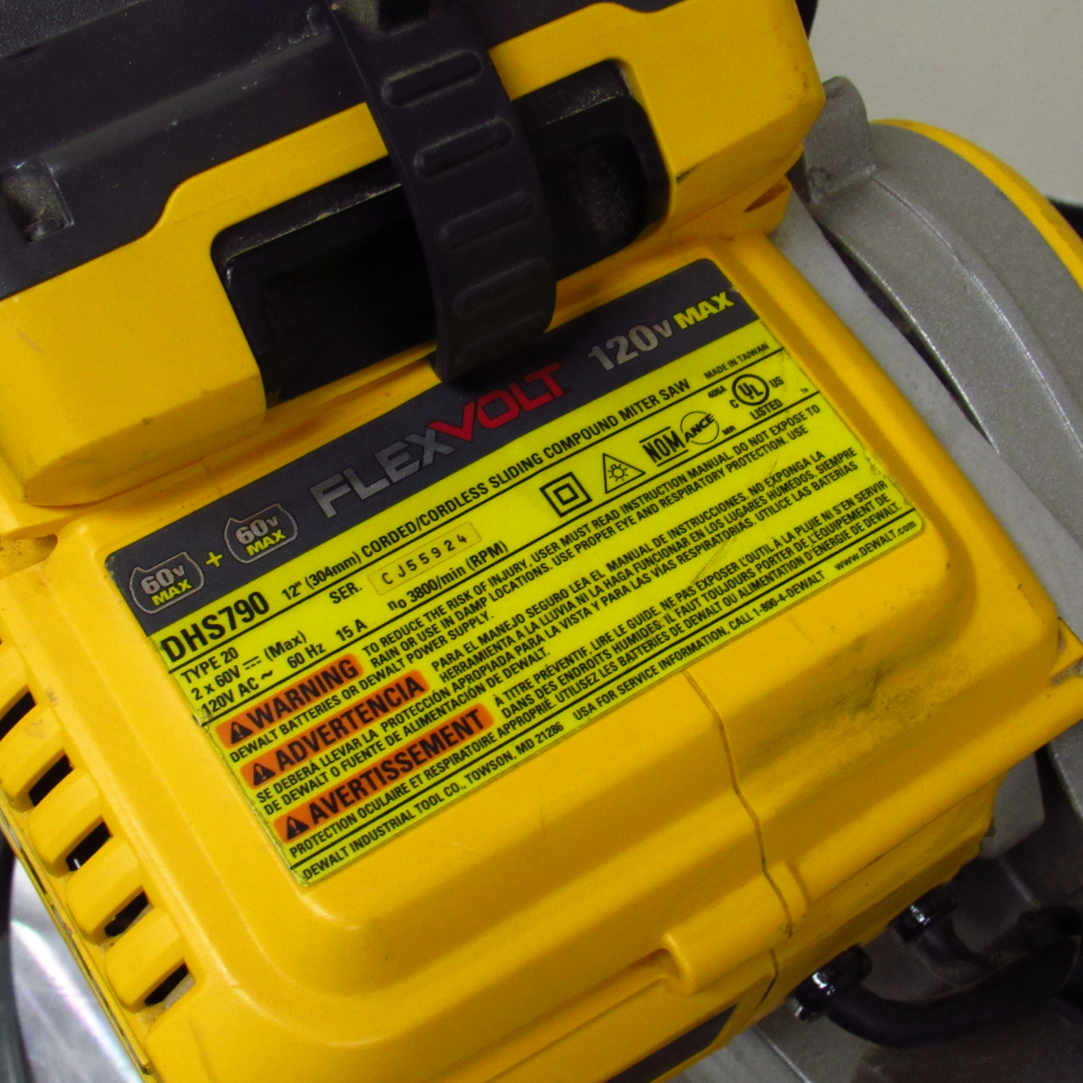 DeWalt DHS790 FlexVolt 120V 12'' Corded/Cordless Sliding Miter Saw -Pick-Up Only