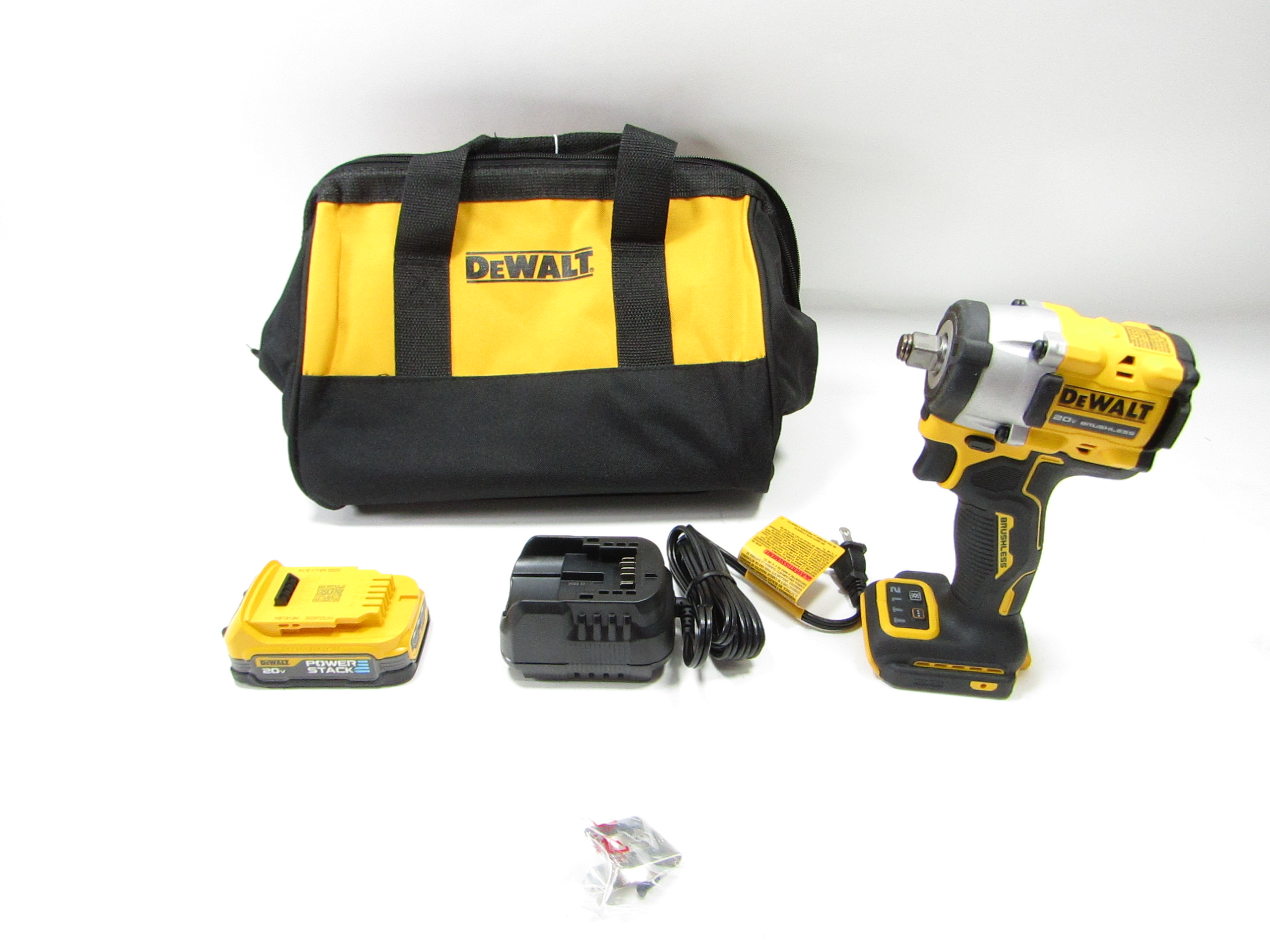 DeWALT DCF921 ATOMIC Compact Series 20-Volt MAX Brushless 1/2" Impact ...