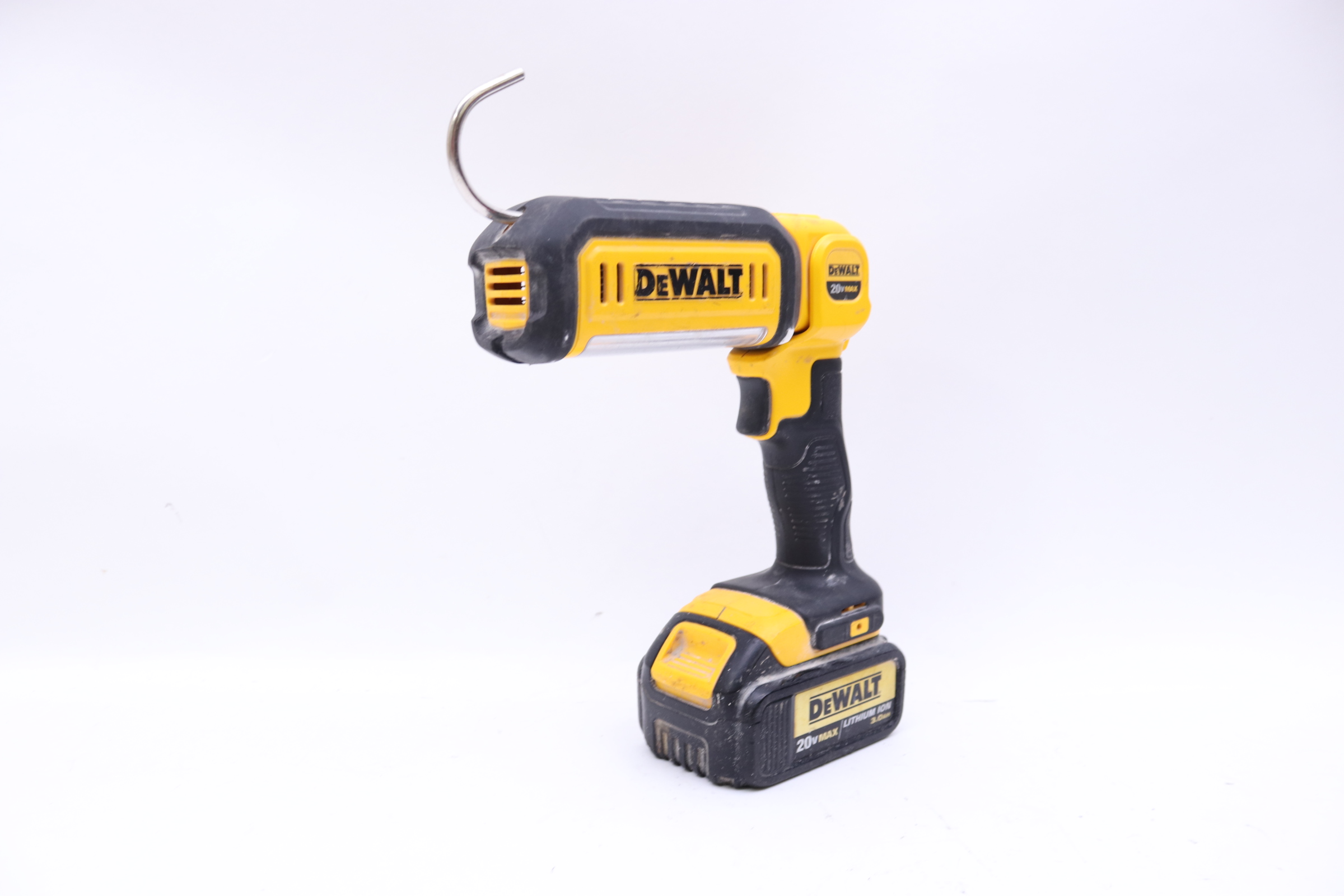 DeWalt DCL050 20-Volt MAX Cordless LED Hand Held Area Light