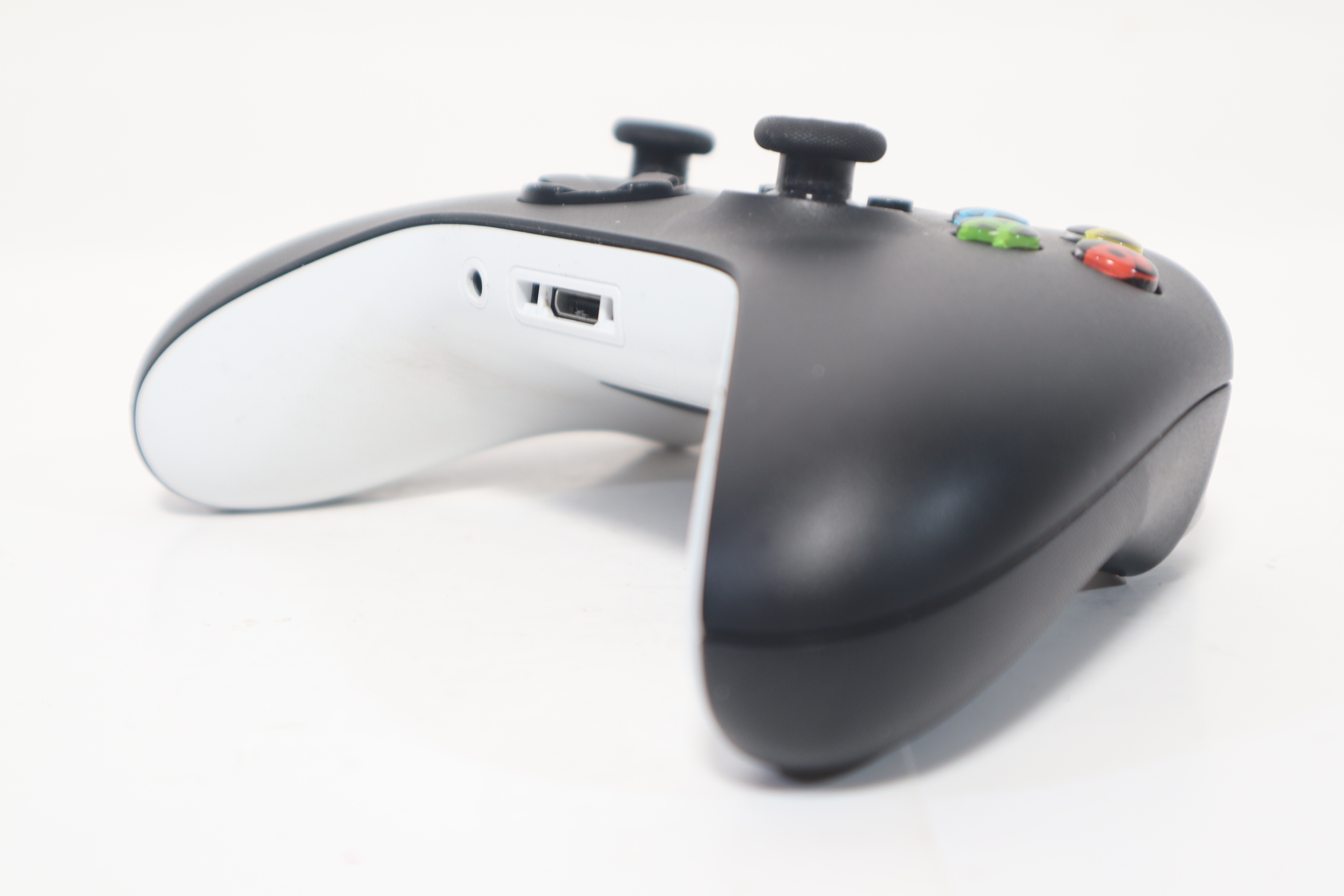 Microsoft 1914 Black & White Xbox Wireless Video Game Console ...