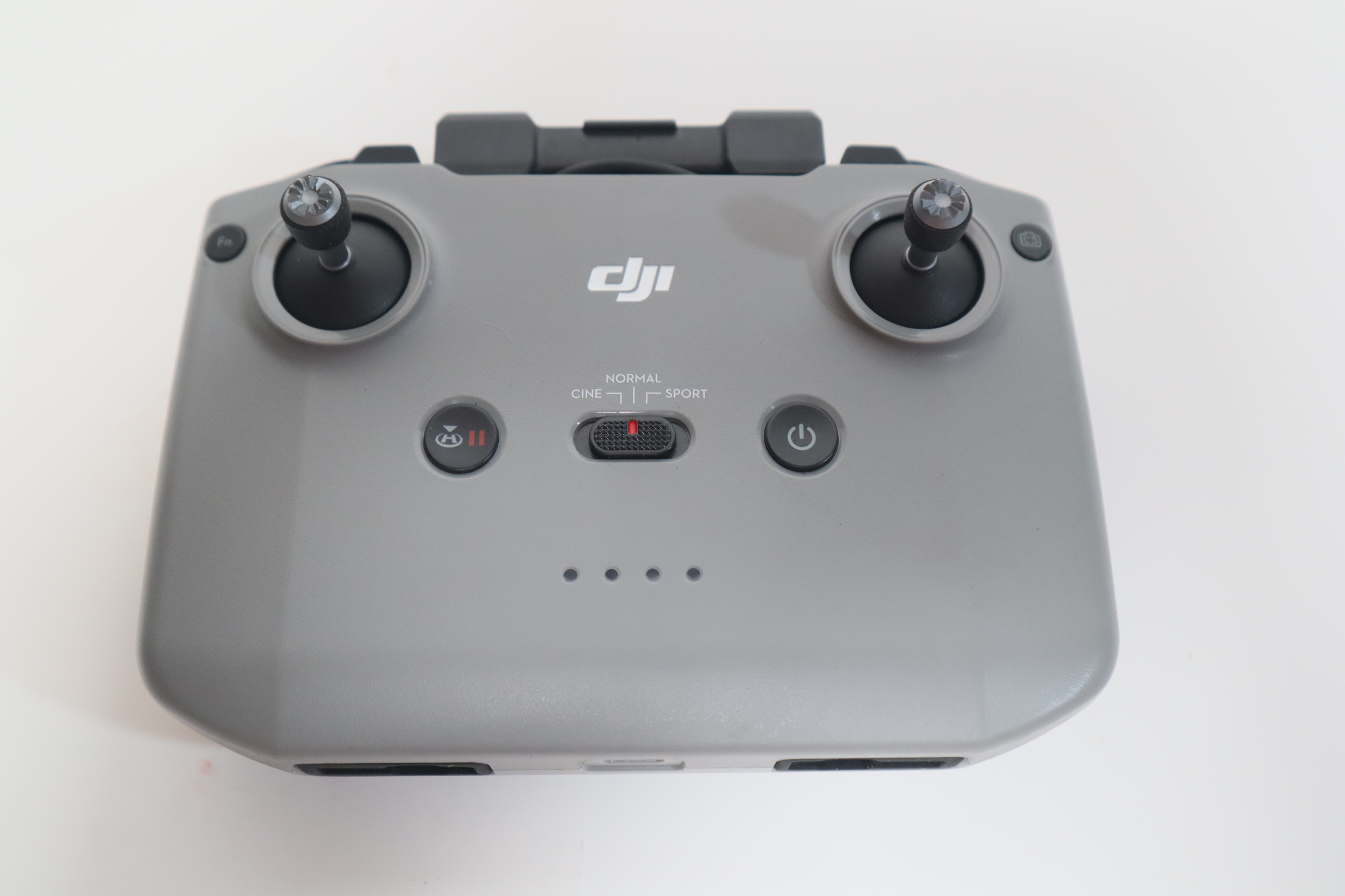 DJI Mini 2 Ultralight & Foldable Drone Quadcopter / 3-Axis Gimbal & 4K ...