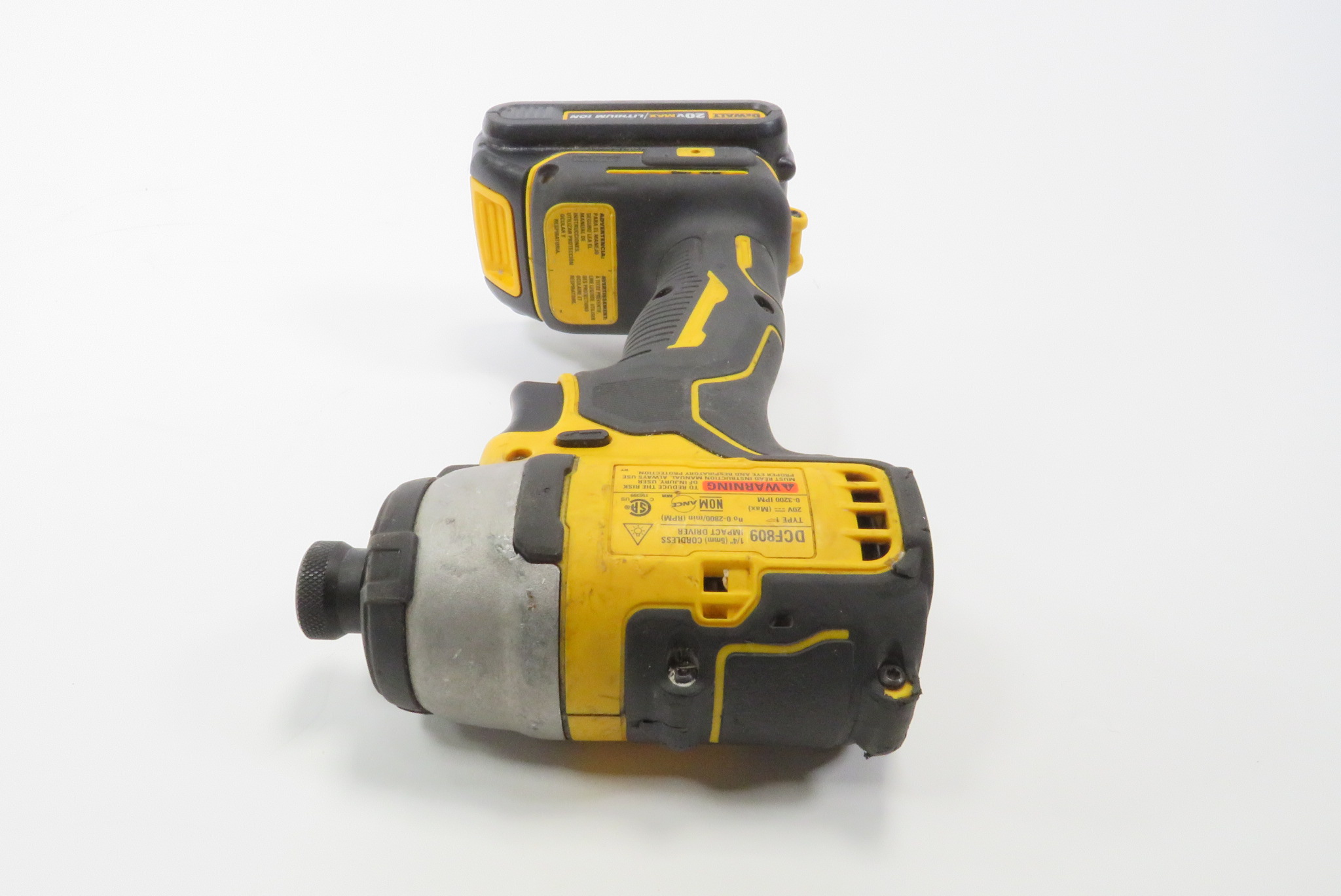 DeWalt DCF809 ATOMIC 20V MAX Cordless Brushless Compact 1/4" Impact ...