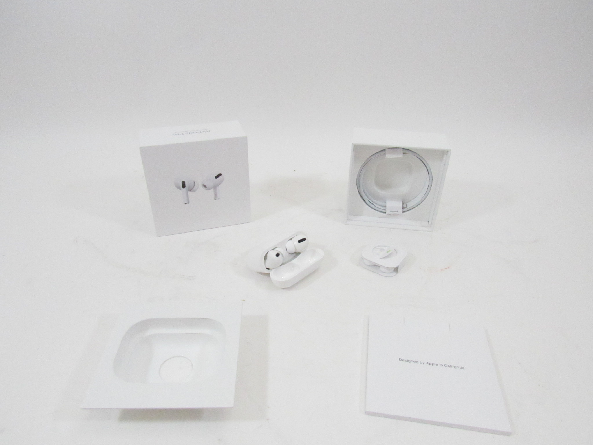 Apple AirPods Pro MLWK3AM/A A2083 Wireless Bluetooth In-Ear Earbuds