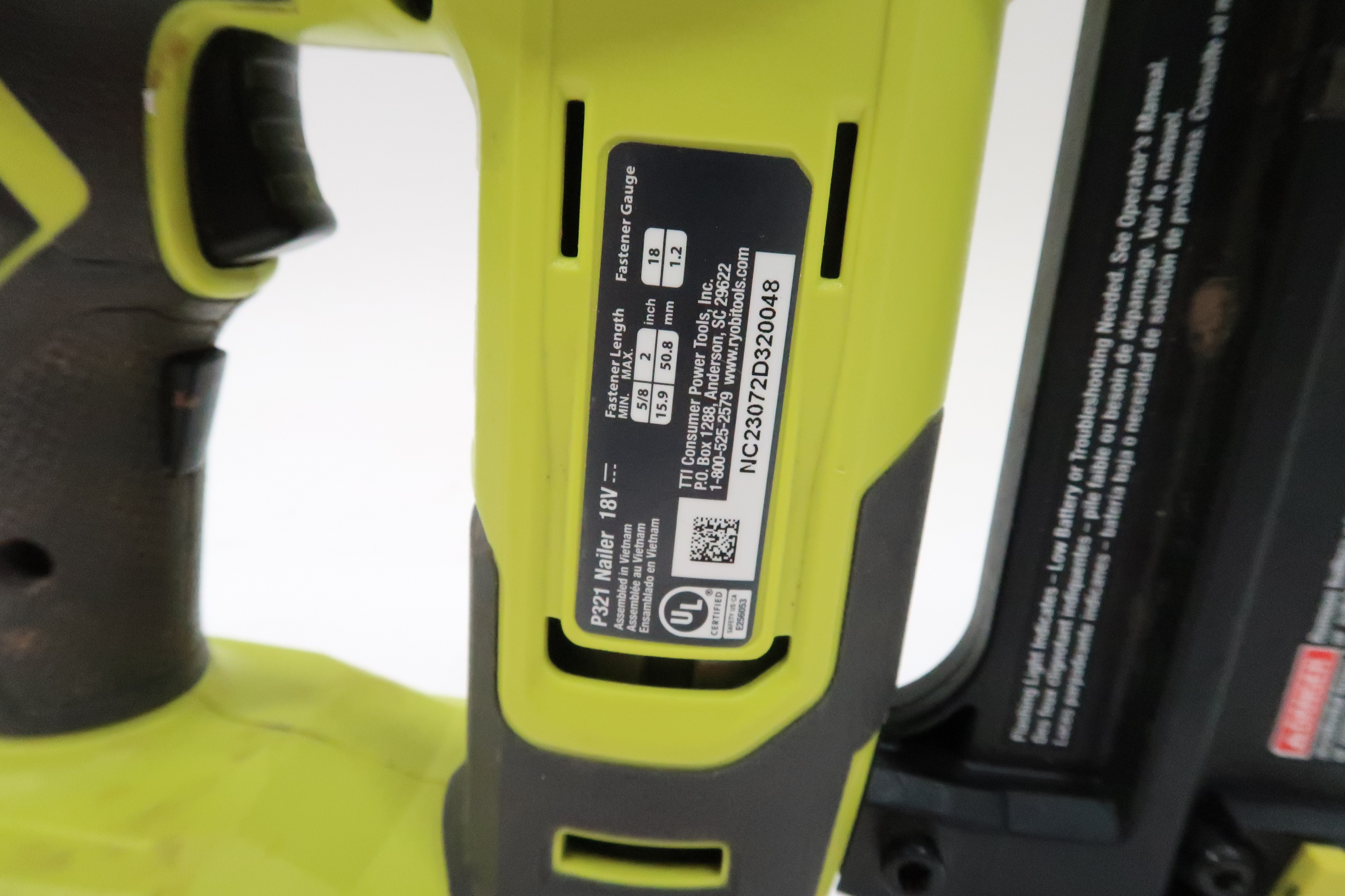Ryobi P321 ONE+ 18V 18-Gauge Cordless AirStrike Brad Nailer 8558