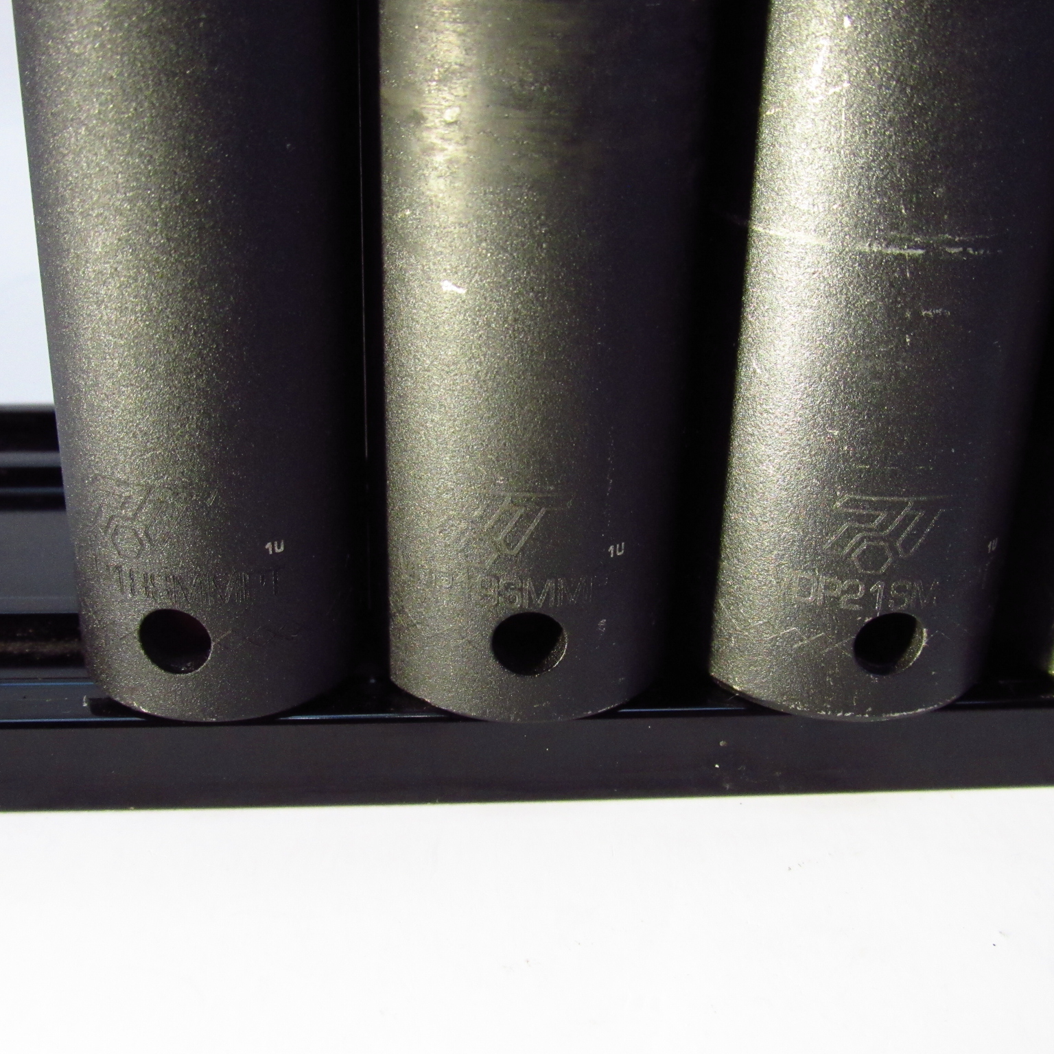 Mac Tools SVDPM14SBRPT 14-Piece Metric Deep Spherical Impact Socket Set