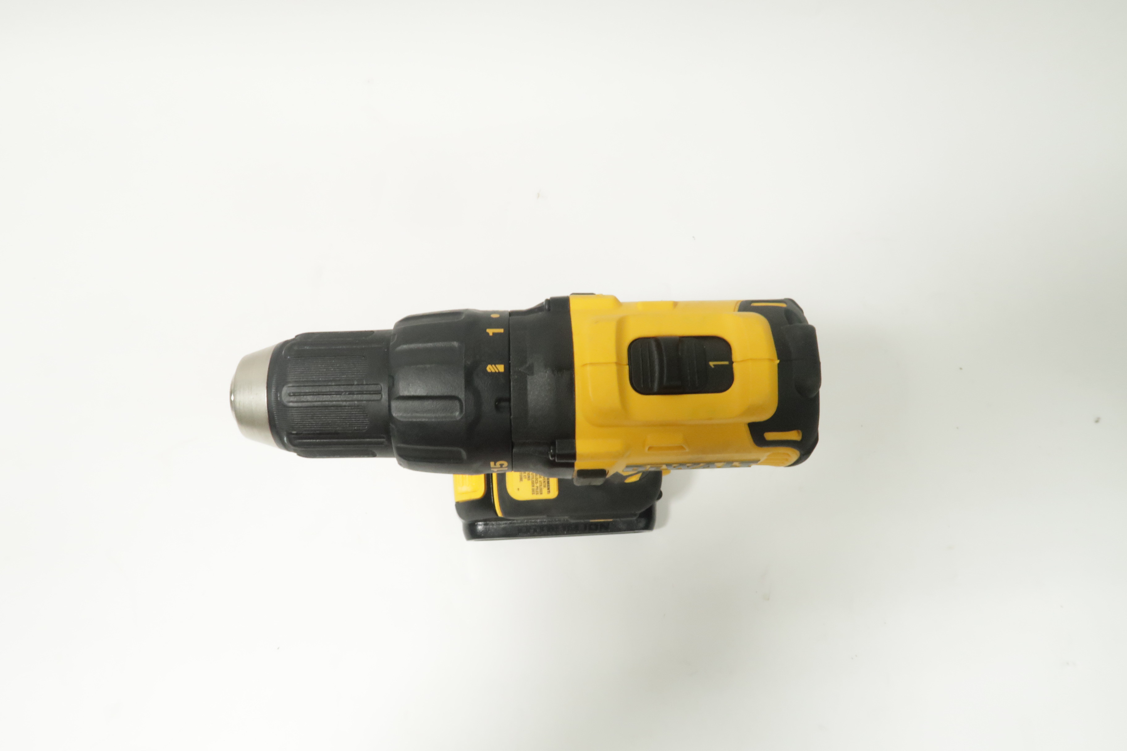 DEWALT DCD777 20-Volt Max Lithium-Ion 1/2" Brushless Cordless Drill ...