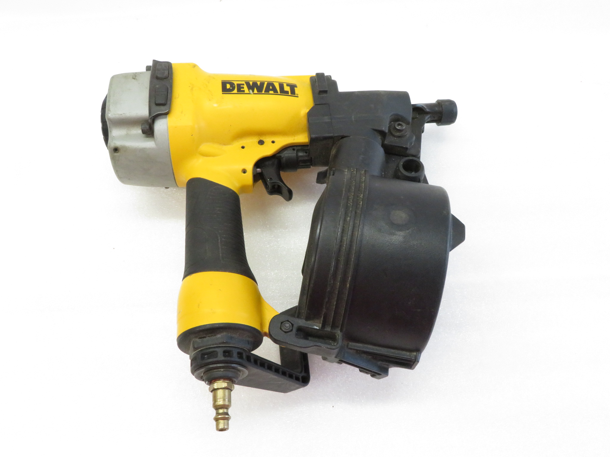 DeWalt DW66C-1 Pneumatic 15-Degree Coil Corded Siding Nailer
