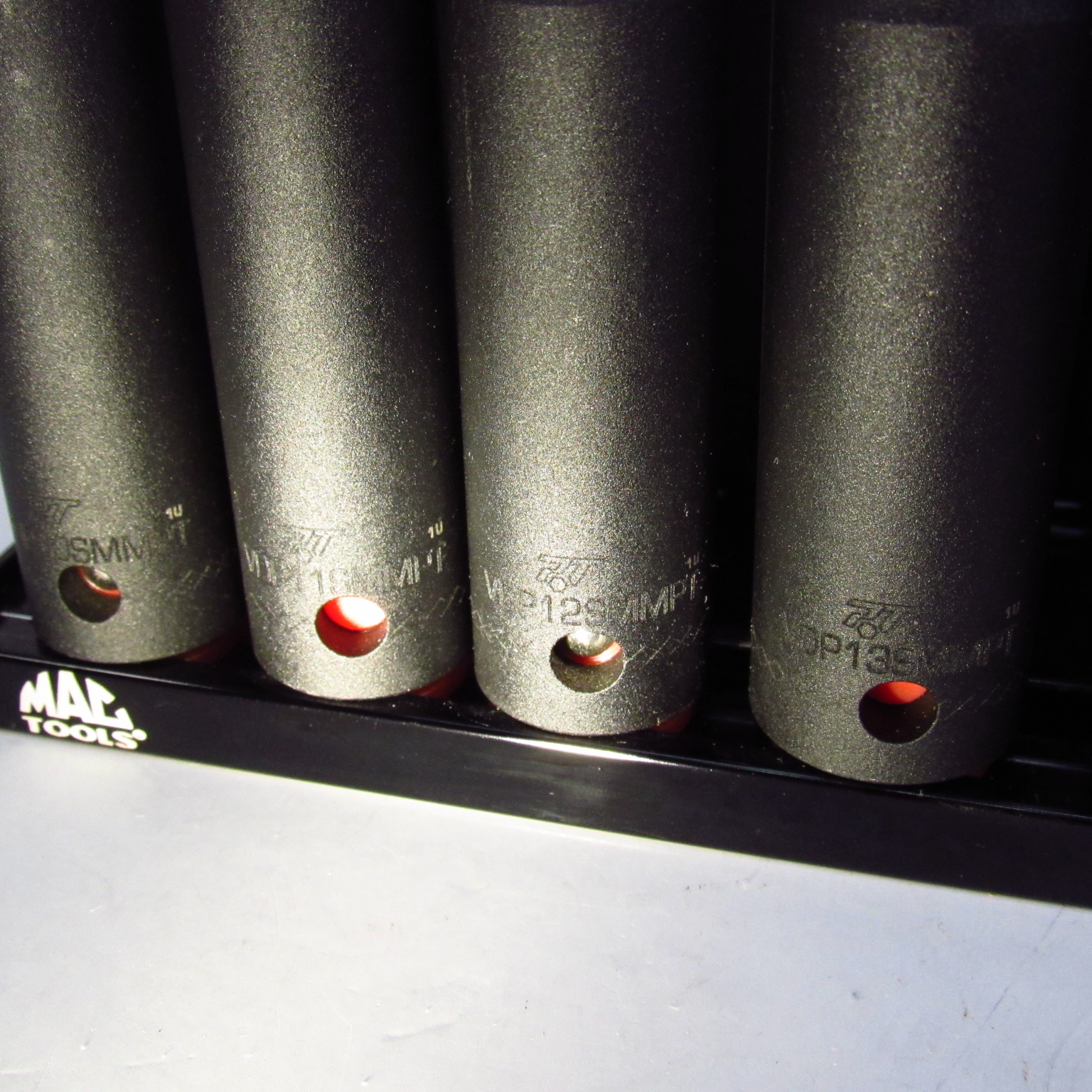 Mac Tools SVDPM14SBRPT 14-Piece Metric Deep Spherical Impact Socket Set