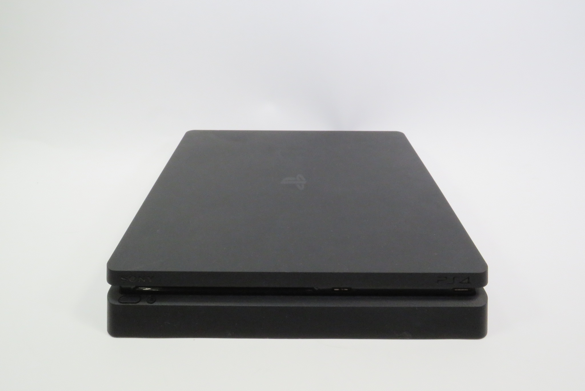 Sony PlayStation 4 Slim CUH-2215B 1TB Video Game Console 8859