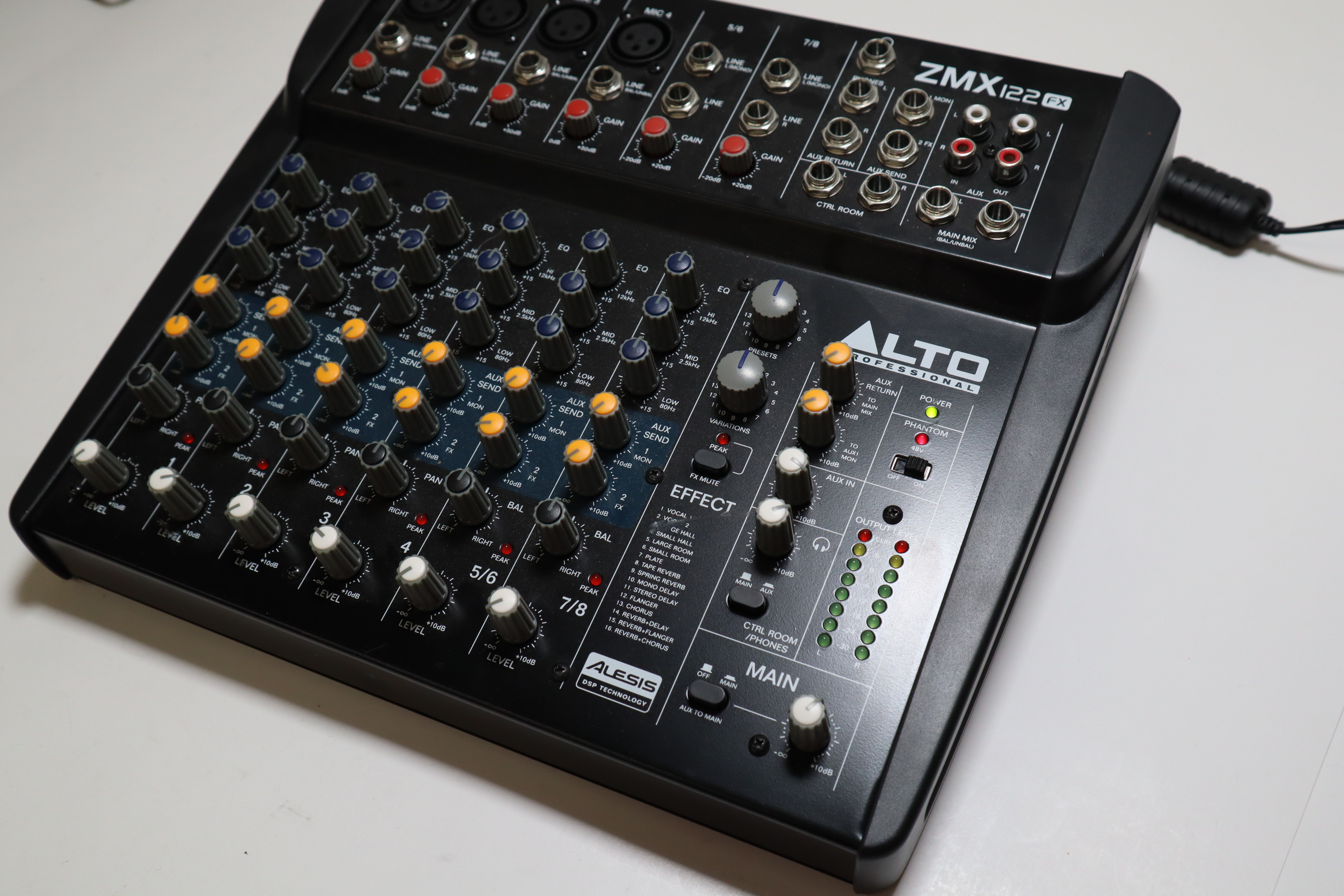 Alto Zephyr Series ZMX122FX 8-Channel Compact Mixer