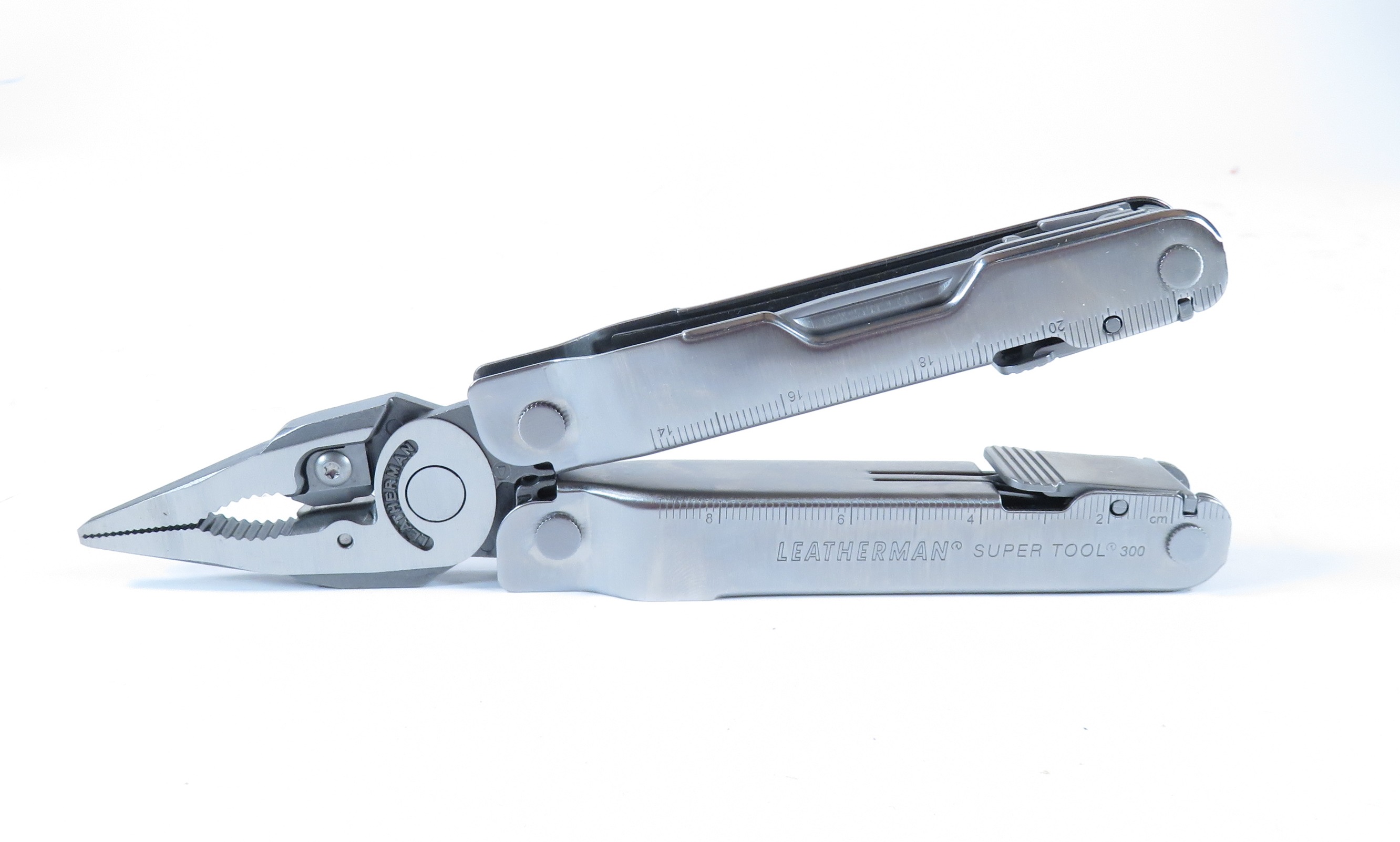Leatherman Super Tool 300 19-Tool Handheld Compact Multi-Tool