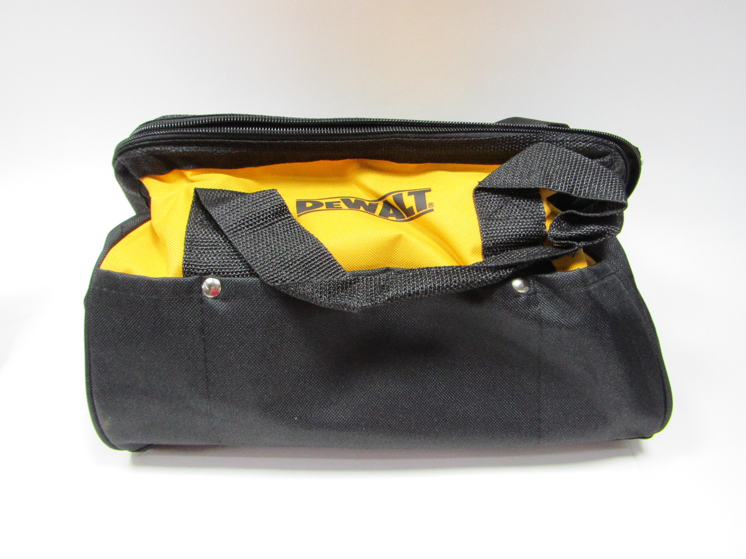 DeWALT DCF900P1 20V MAX XR Brushless 1/2" High Torque Impact Wrench Kit ...