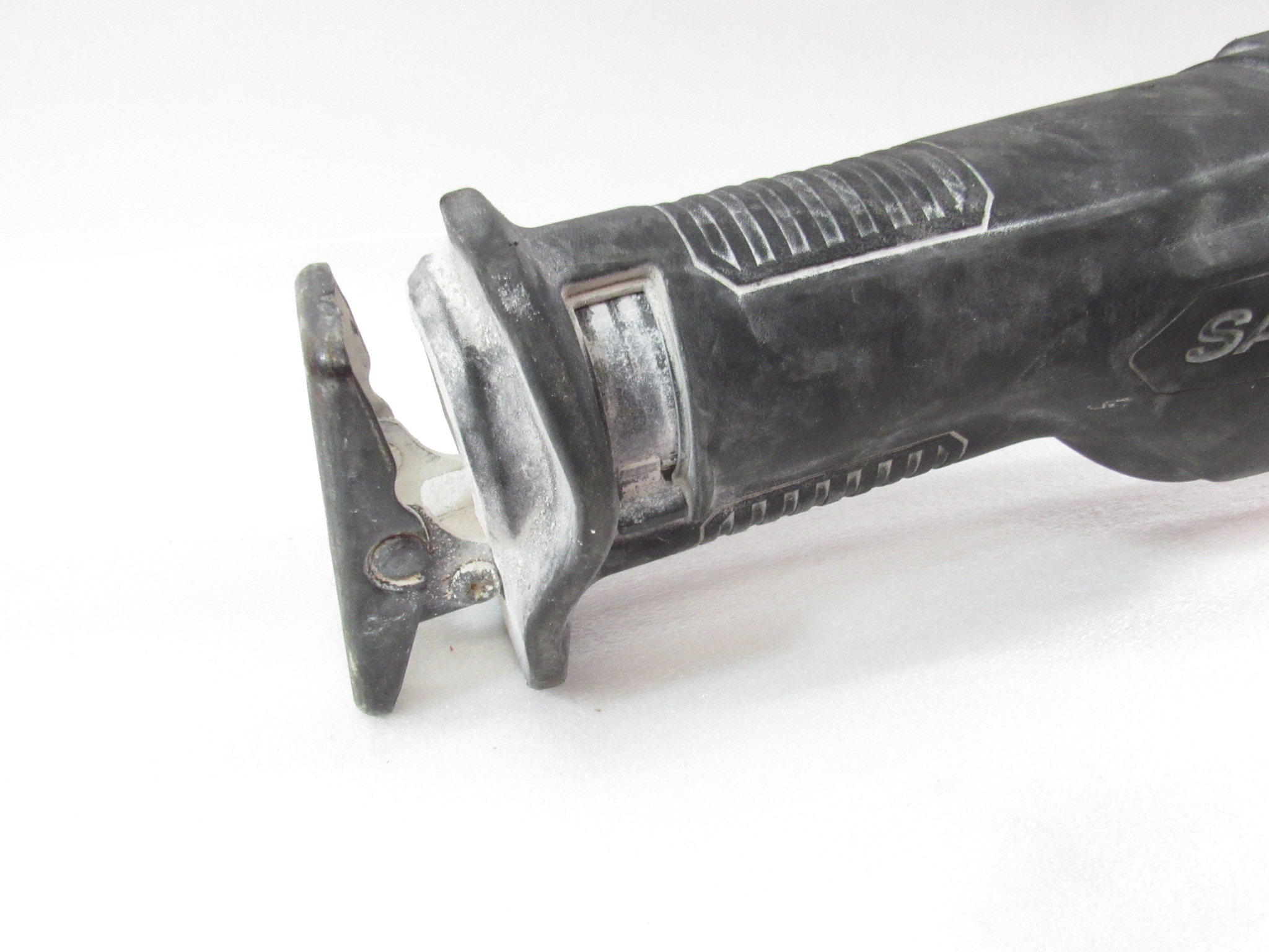 Milwaukee 2621-20 M18 18-Volt Lithium-Ion Cordless SAWZALL ...