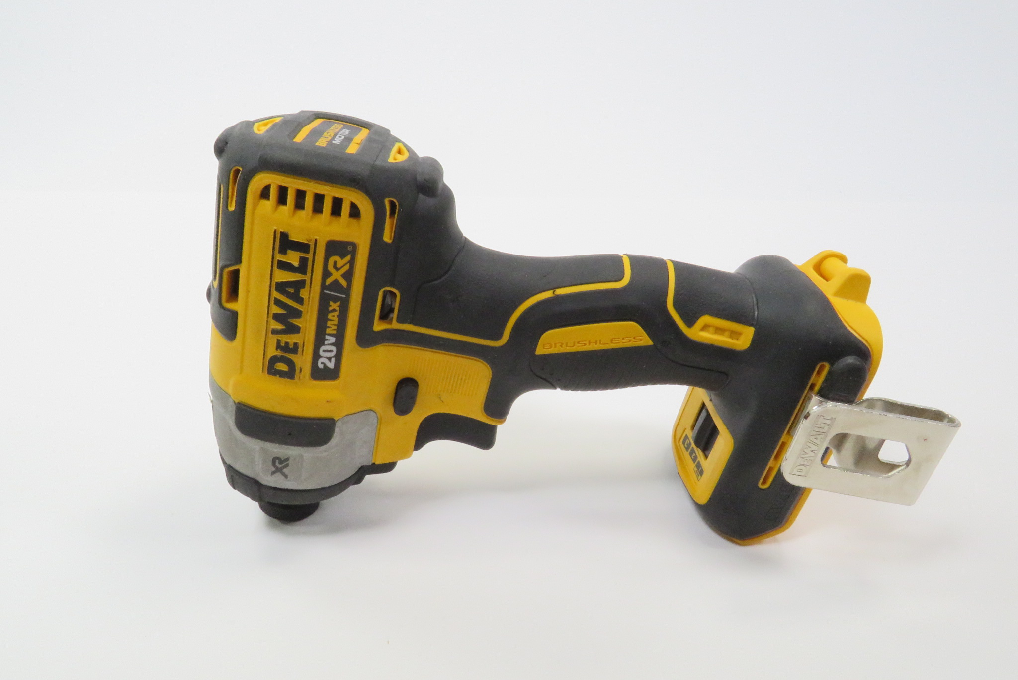 DeWalt DCF887 20V MAX XR Brushless 3-Speed 1/4" Cordless Impact Driver