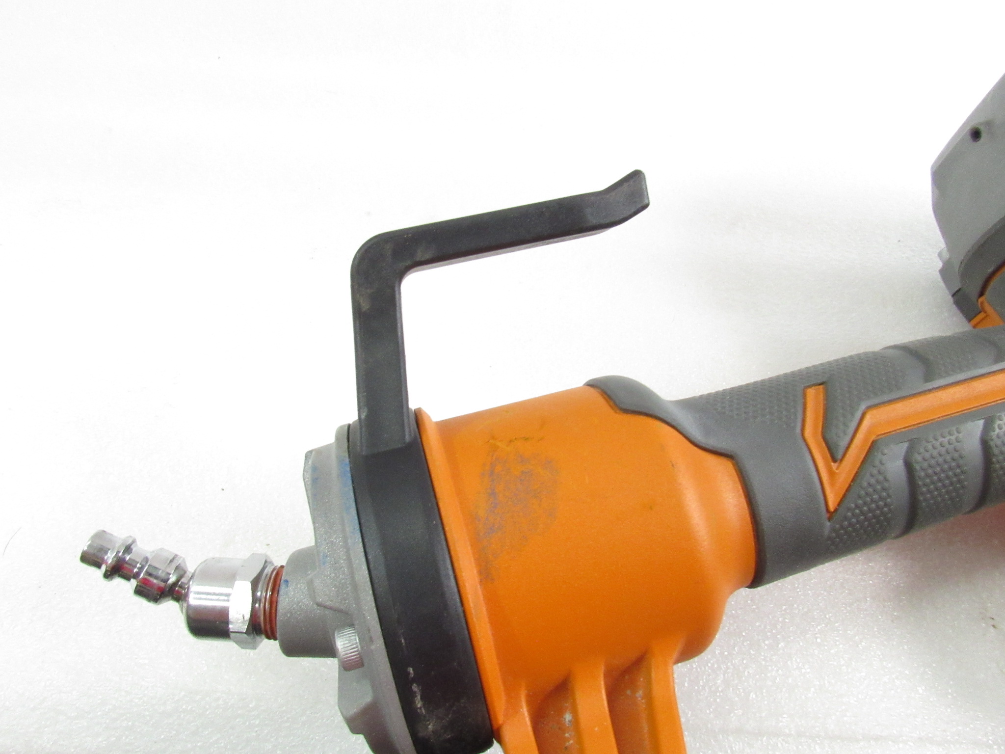 RIDGID R350RHF Pneumatic 21-Degree 3-1/2 in. Round Head Framing Nailer