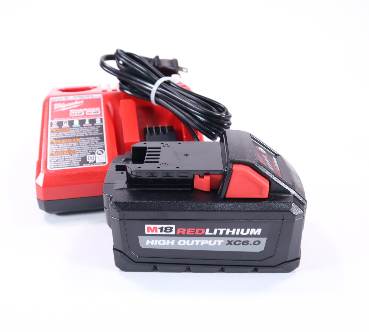 Milwaukee 48-11-1865 M18 18-Volt Lithium-Ion High Output 6.0Ah Battery Pack