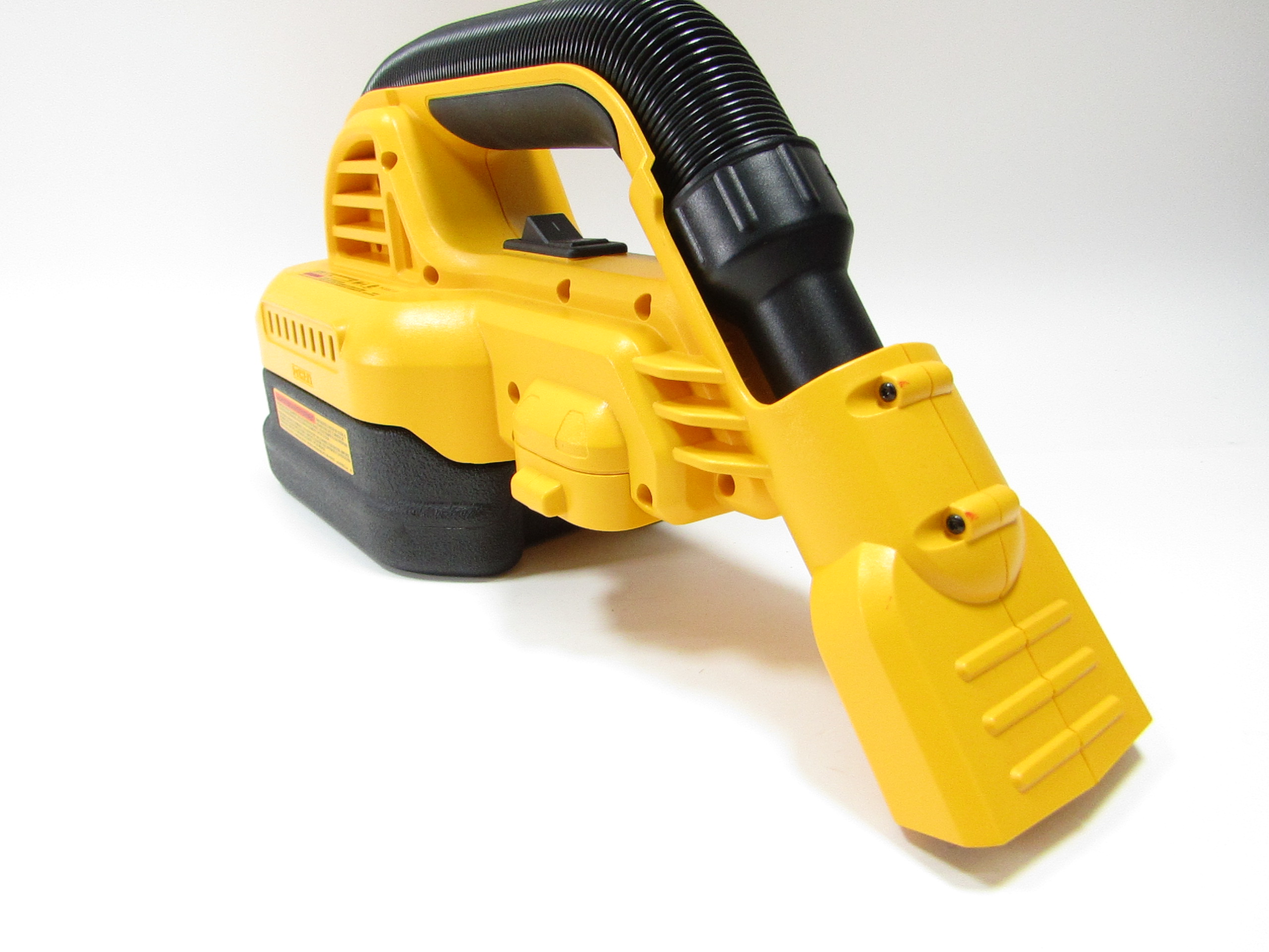 DeWALT DCV517 20V MAX 1/2 Gallon Wet/Dry Vacuum Cleaner 7050
