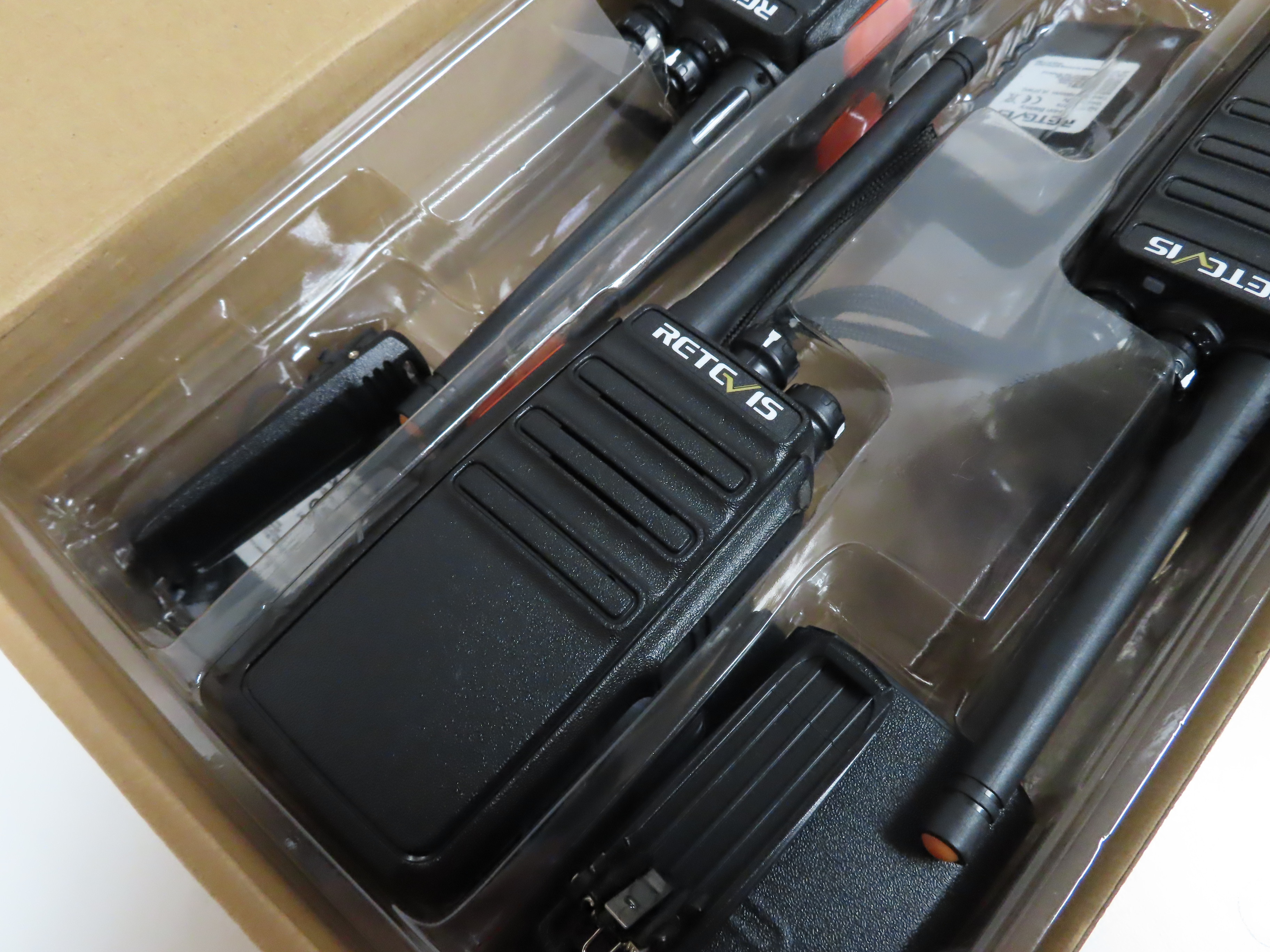 Retevis H777S 6-Pack Two-Way Radio & Receiver Combo (In Box)