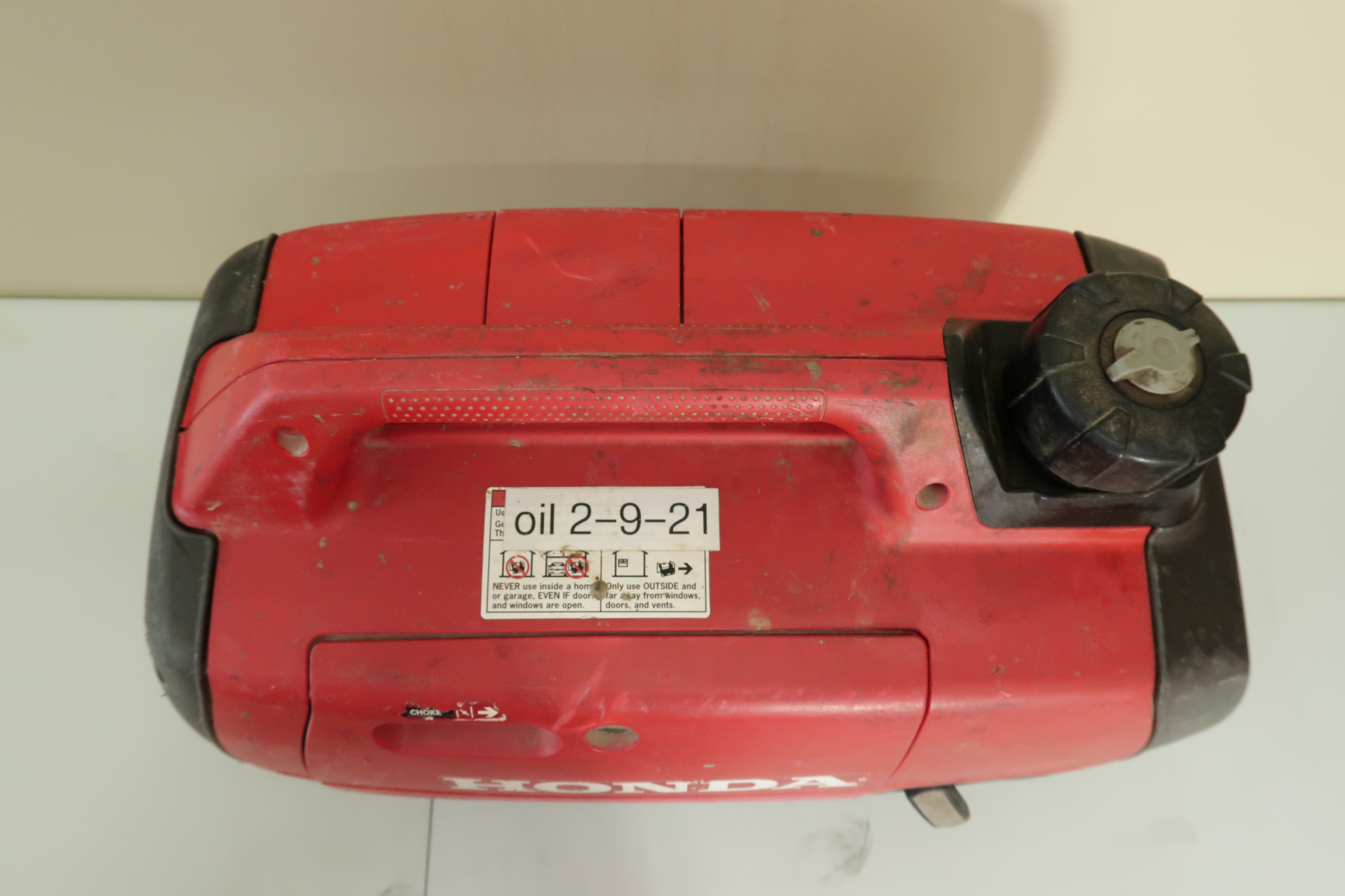Honda EU2200i 2200-Watt 120-Volt Super Quiet Portable Inverter Generator Honda EU2200i 2200-Watt 120-Volt Super Quiet Portable Inverter Generator
