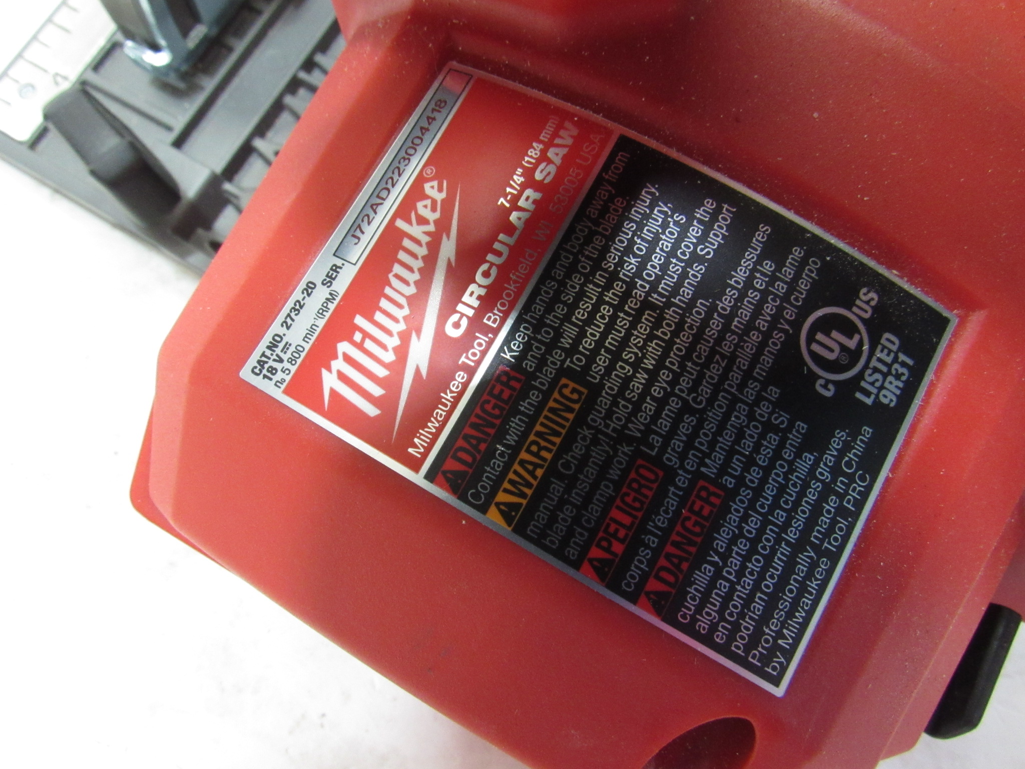 Milwaukee 2732-20 M18 FUEL 18V Brushless Cordless 7-1/4" Circular Saw