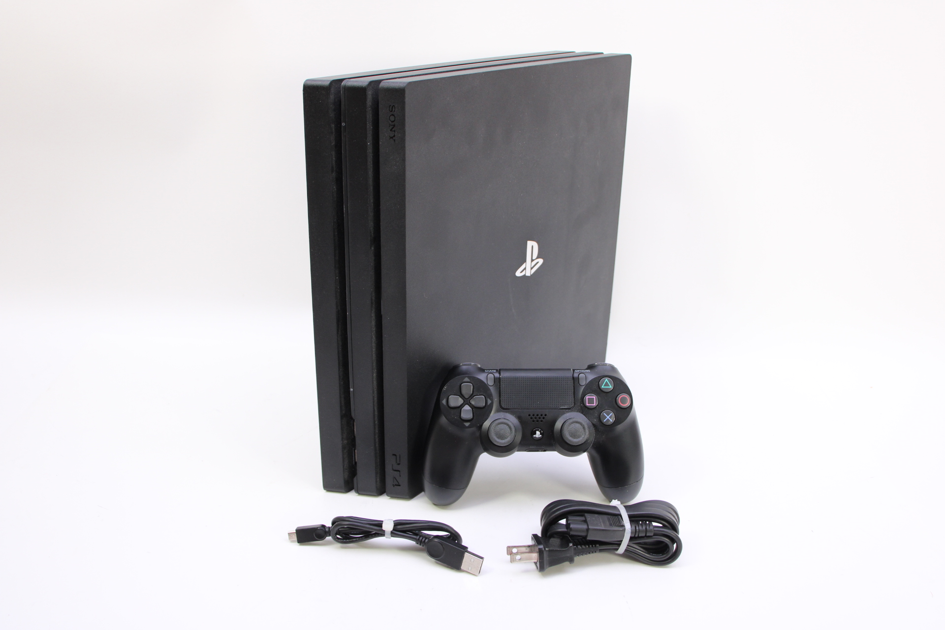 Sony PlayStation 4 Consoles Sony PlayStation 4 Pro CUH-7215B 1TB Video ...