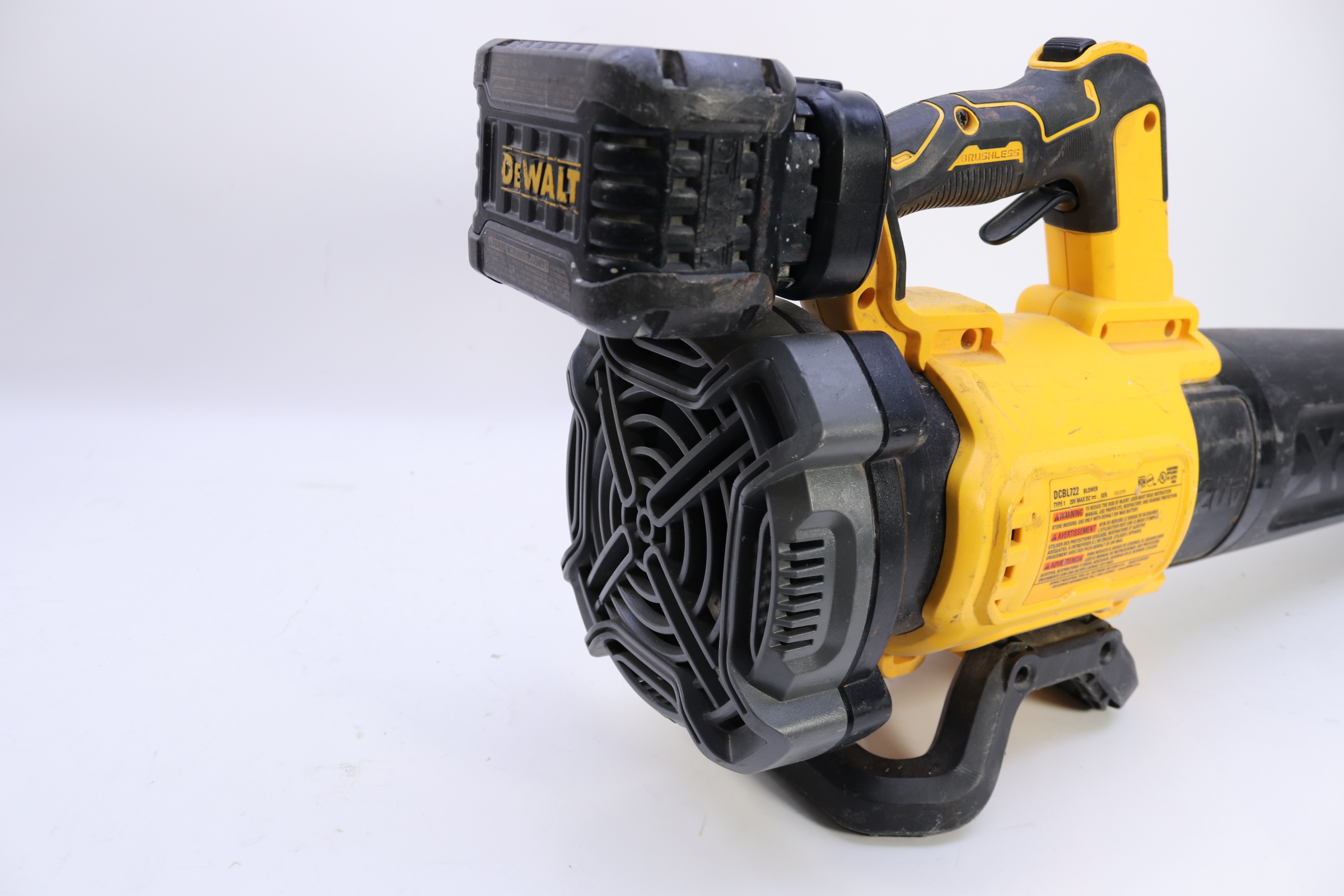 DeWalt DCBL722 20V MAX 125 MPH Cordless Brushless Handheld Leaf Blower