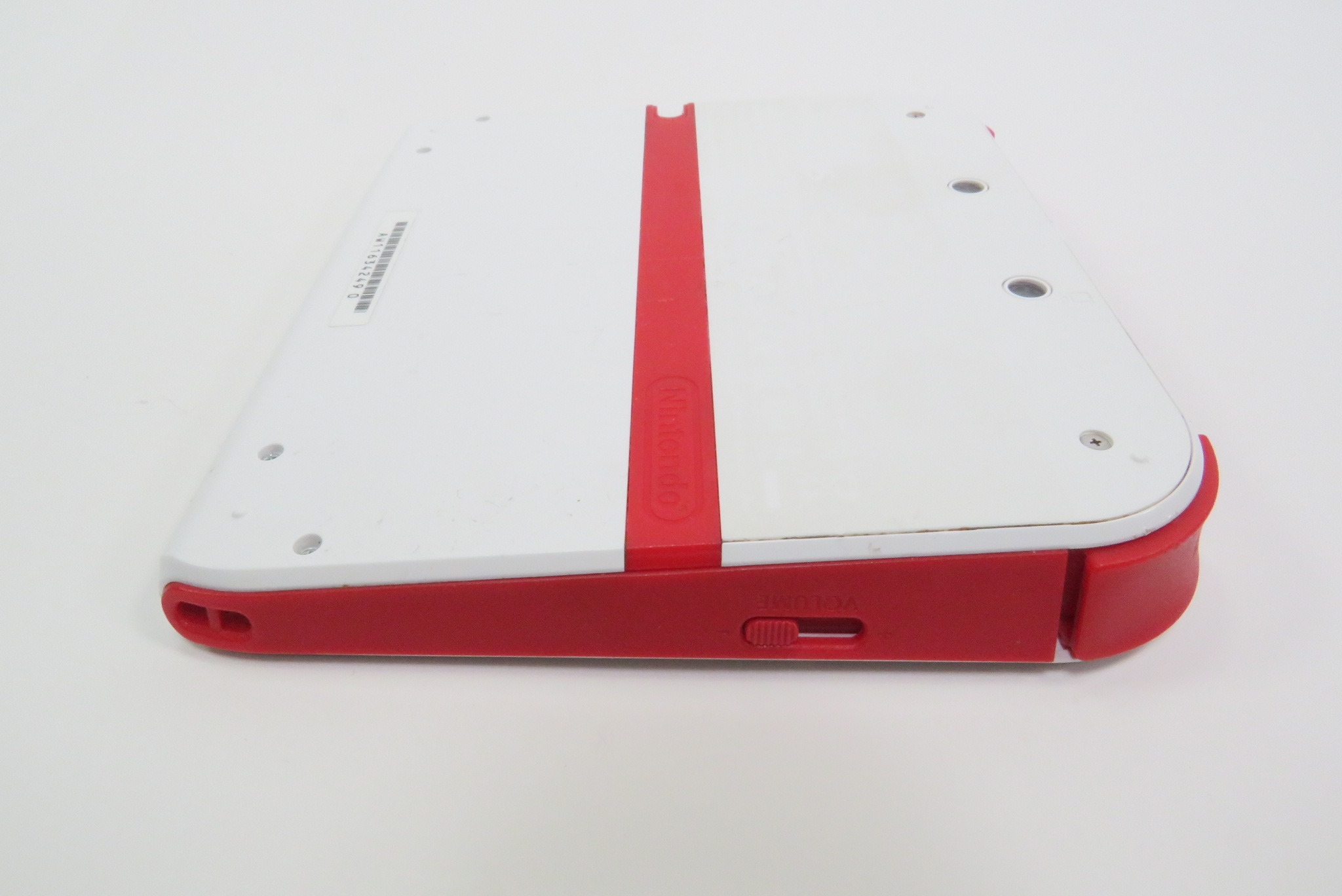 Nintendo 2DS FTR-001 Dual Screen 2D Handheld Video Game System 9717