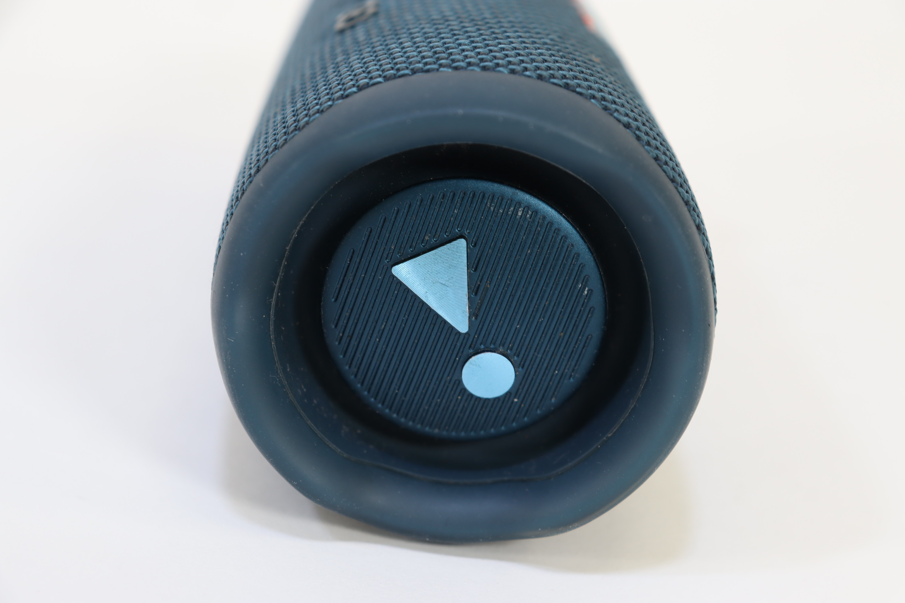 JBL JBLFLIP6BLUAM Flip 6 Portable Bluetooth Waterproof Speaker