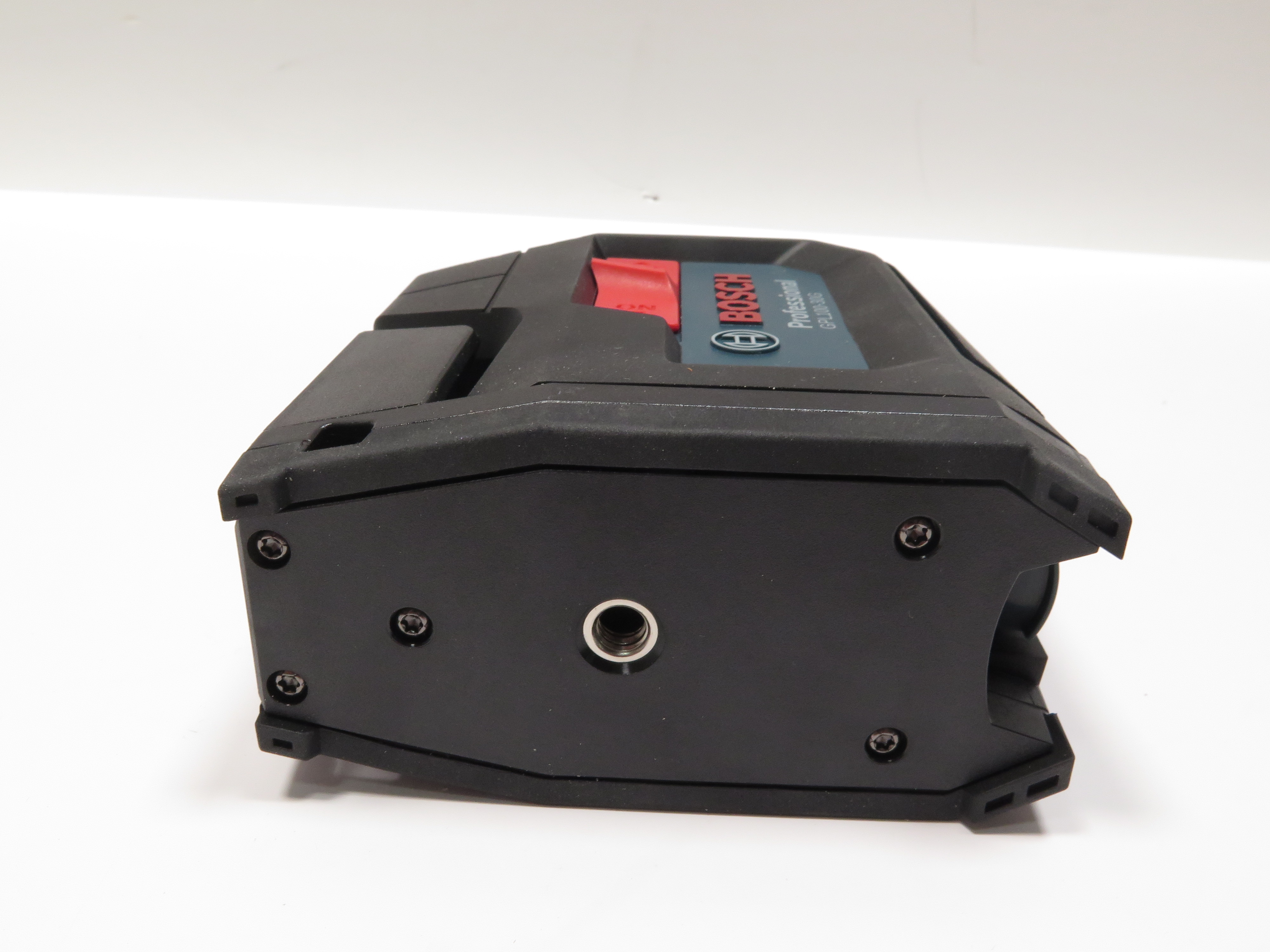 Bosch GPL100-30G 125 ft. Green 3-Point Self-Leveling Laser 9704