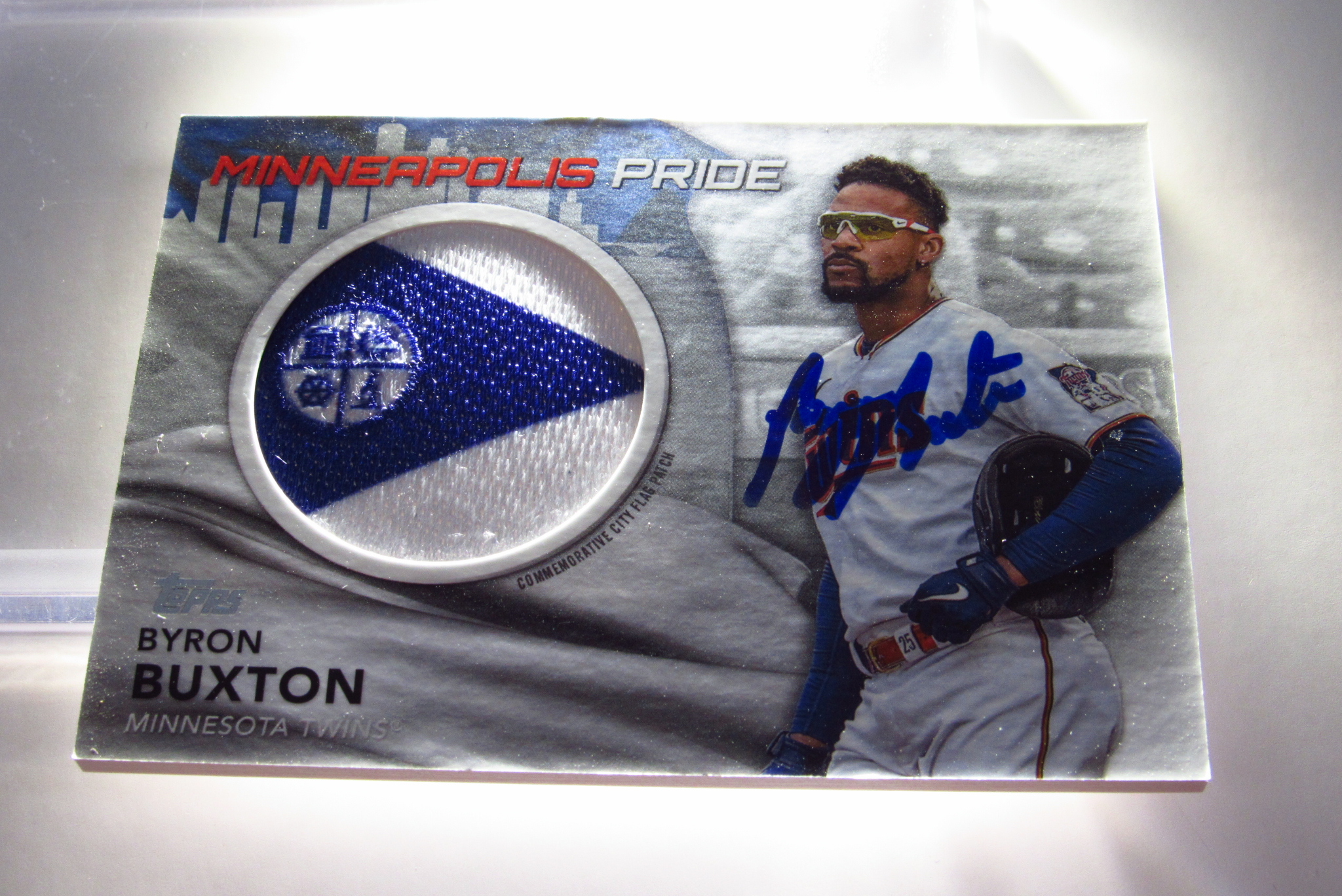 Byron Buxton Topps 2022 City Flag Patch CFP-BB Minneapolis Pride MN ...