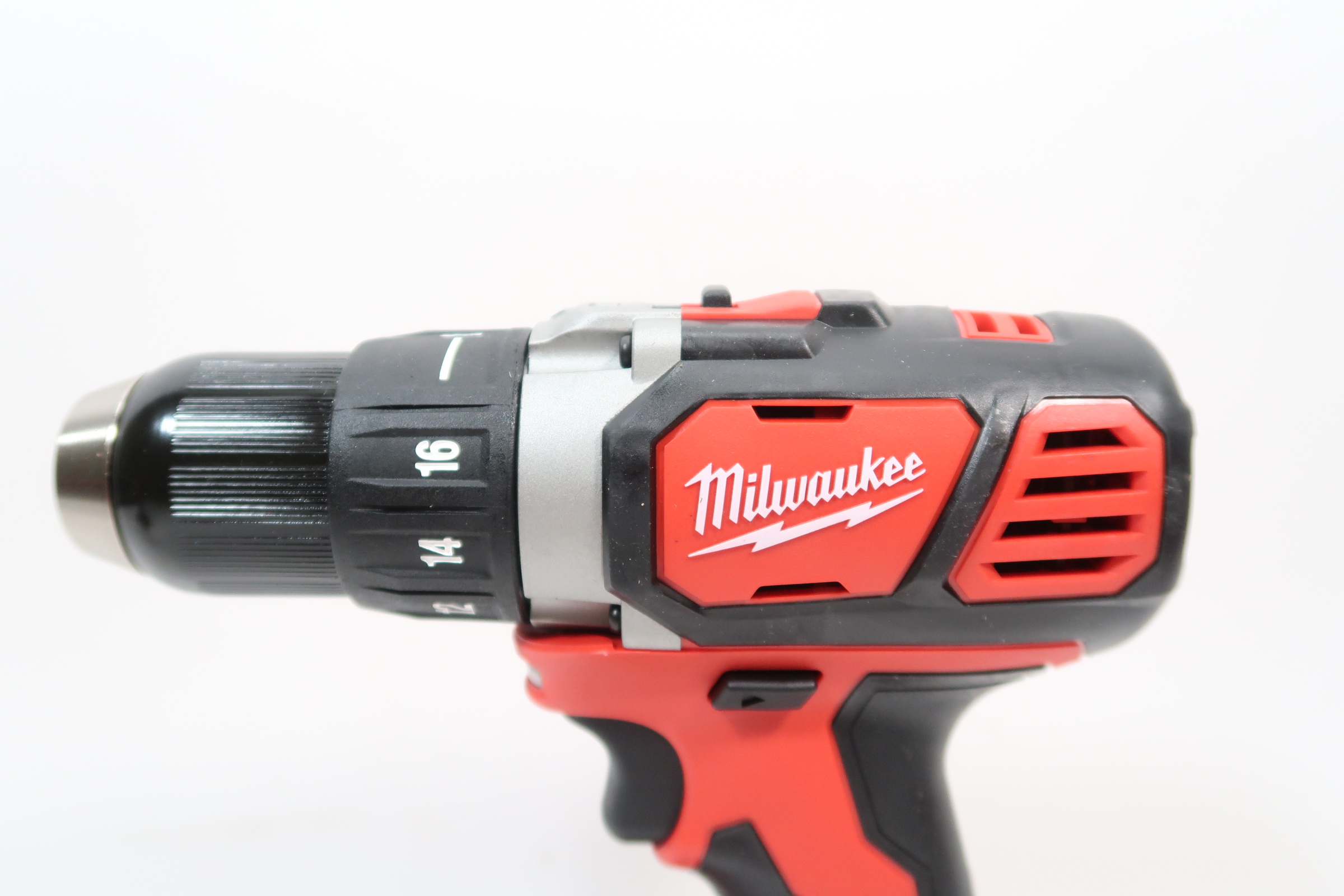 Milwaukee 2691-22 18V Lithium-Ion Cordless Drill Driver/Impact Driver Combo