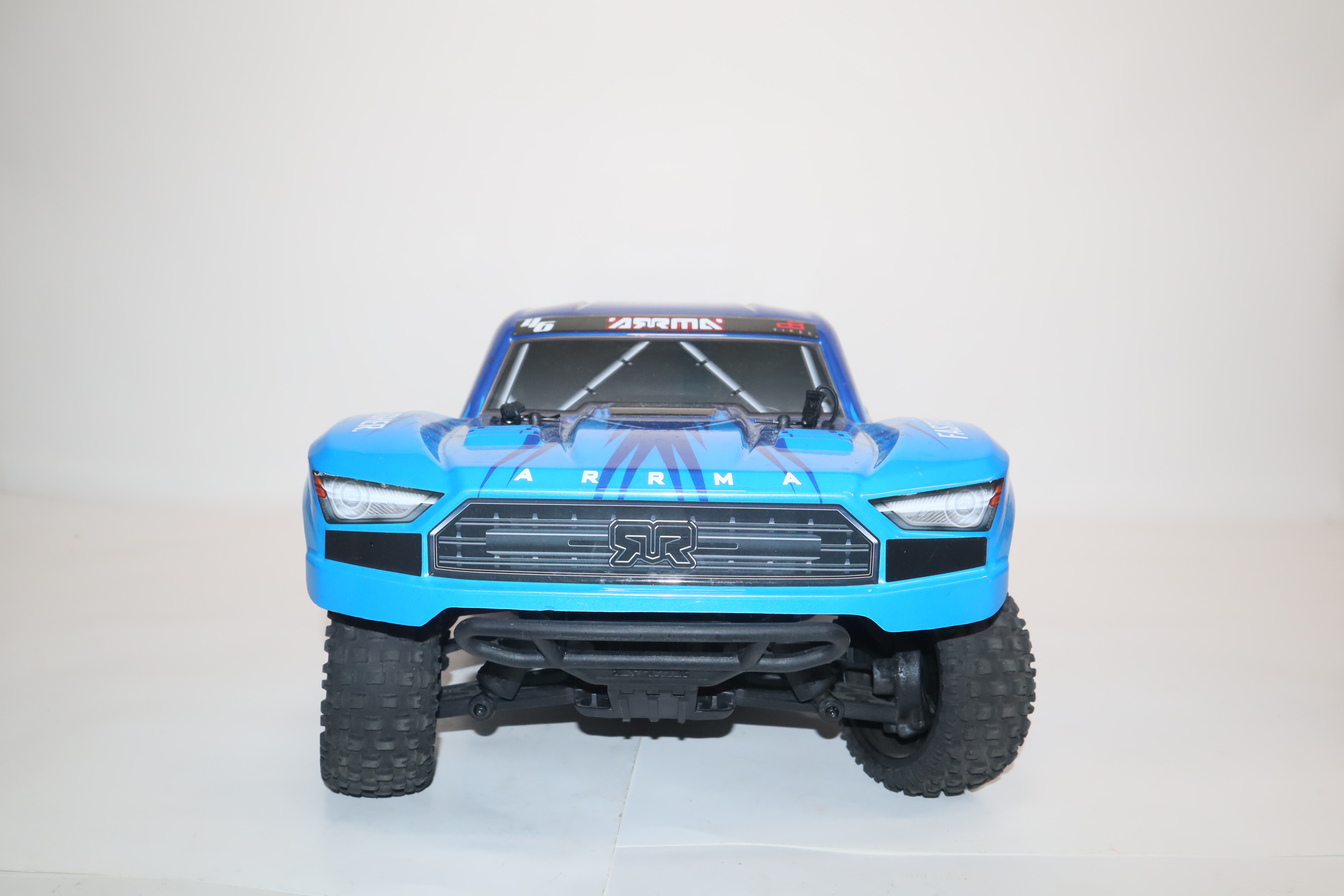 ARRMA ARA4103V4T2 Blue SENTON 4X2 Boost RC MEGA 550 Brushed Short ...