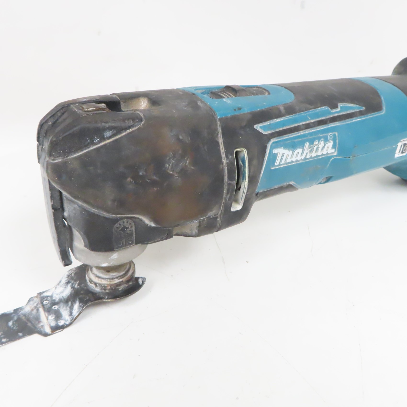 Makita USA Inc. XMT03 LXT 18V Cordless Oscillating Multi-Tool