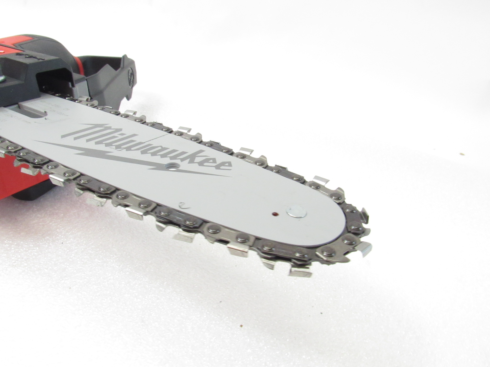 Milwaukee 3004-20 M18 FUEL HATCHET 8" Pruning Saw