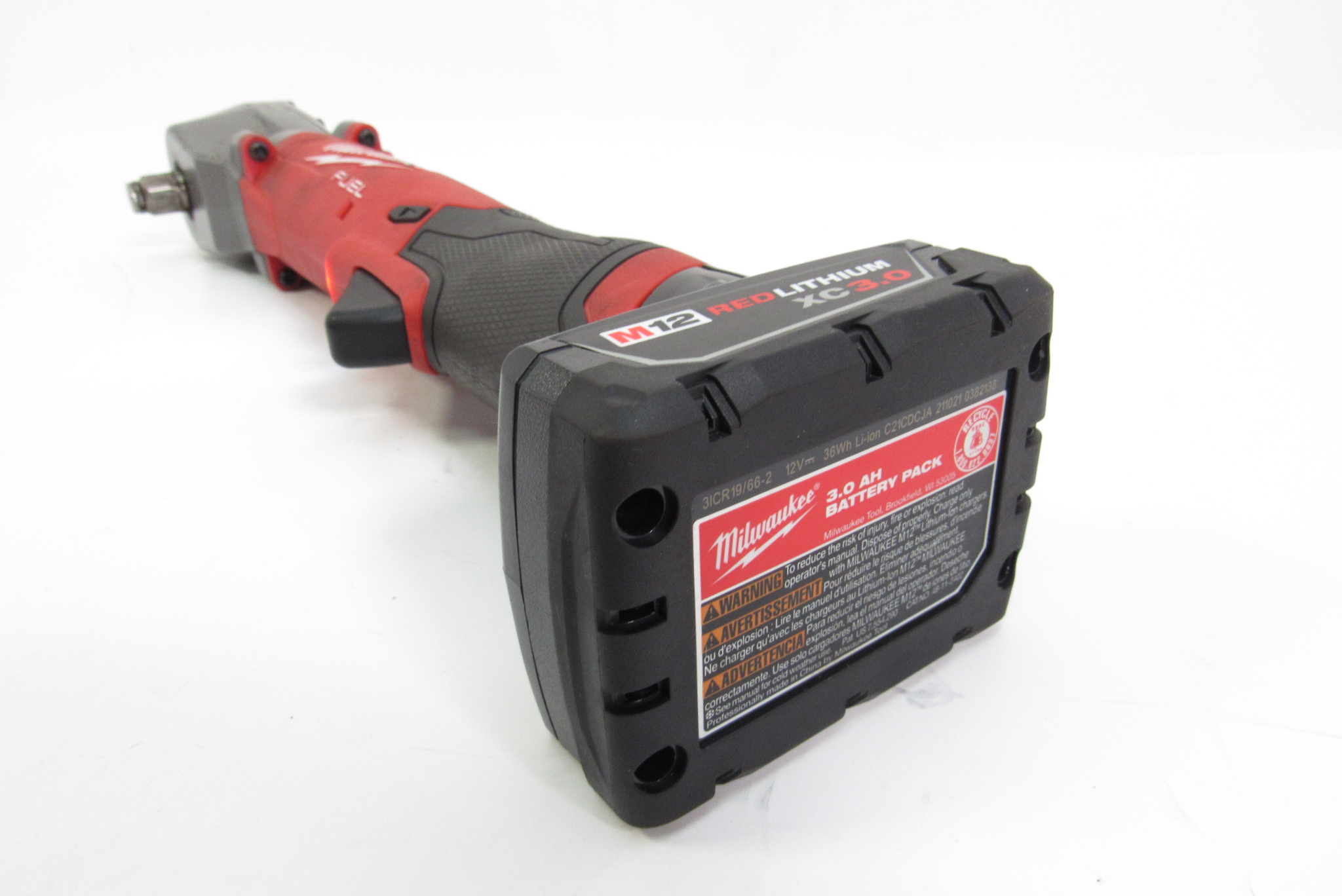 Milwaukee 2565-20 M12 12V Li-ion 1/2'' Friction Ring Right Angle Impact Wrench