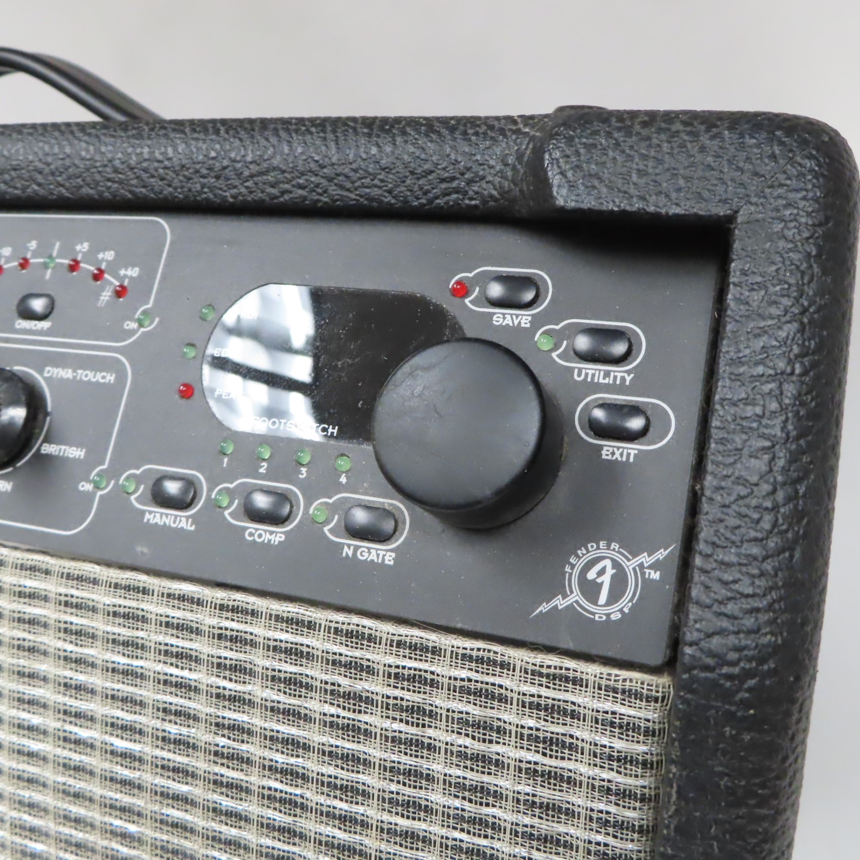 Fender Cyber-Deluxe 1x12" 65W RMS Guitar Combo Amplifier (Local Pick-Up ...