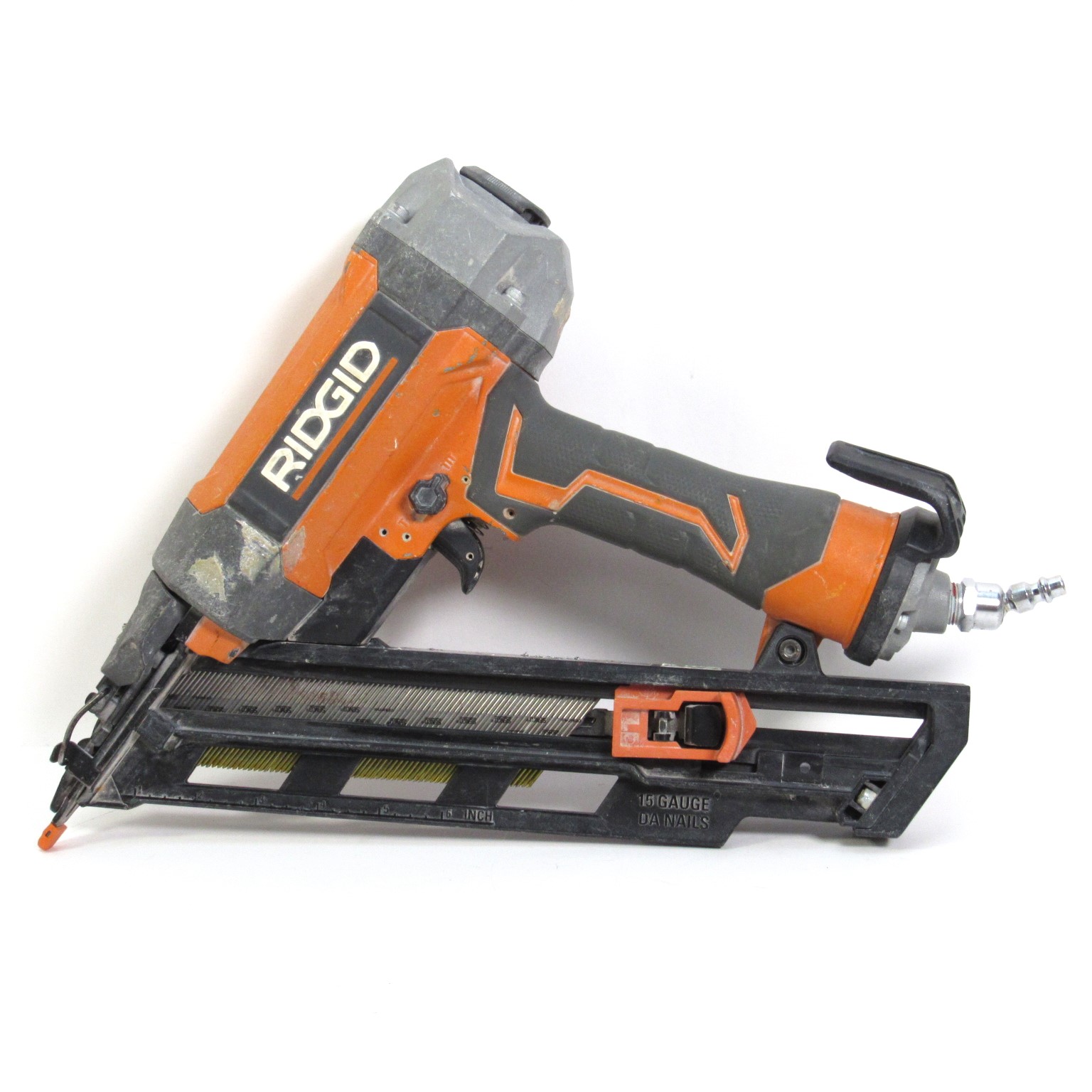 Ridgid R250AFF 15-Gauge Angled Air Pneumatic Finish Nailer