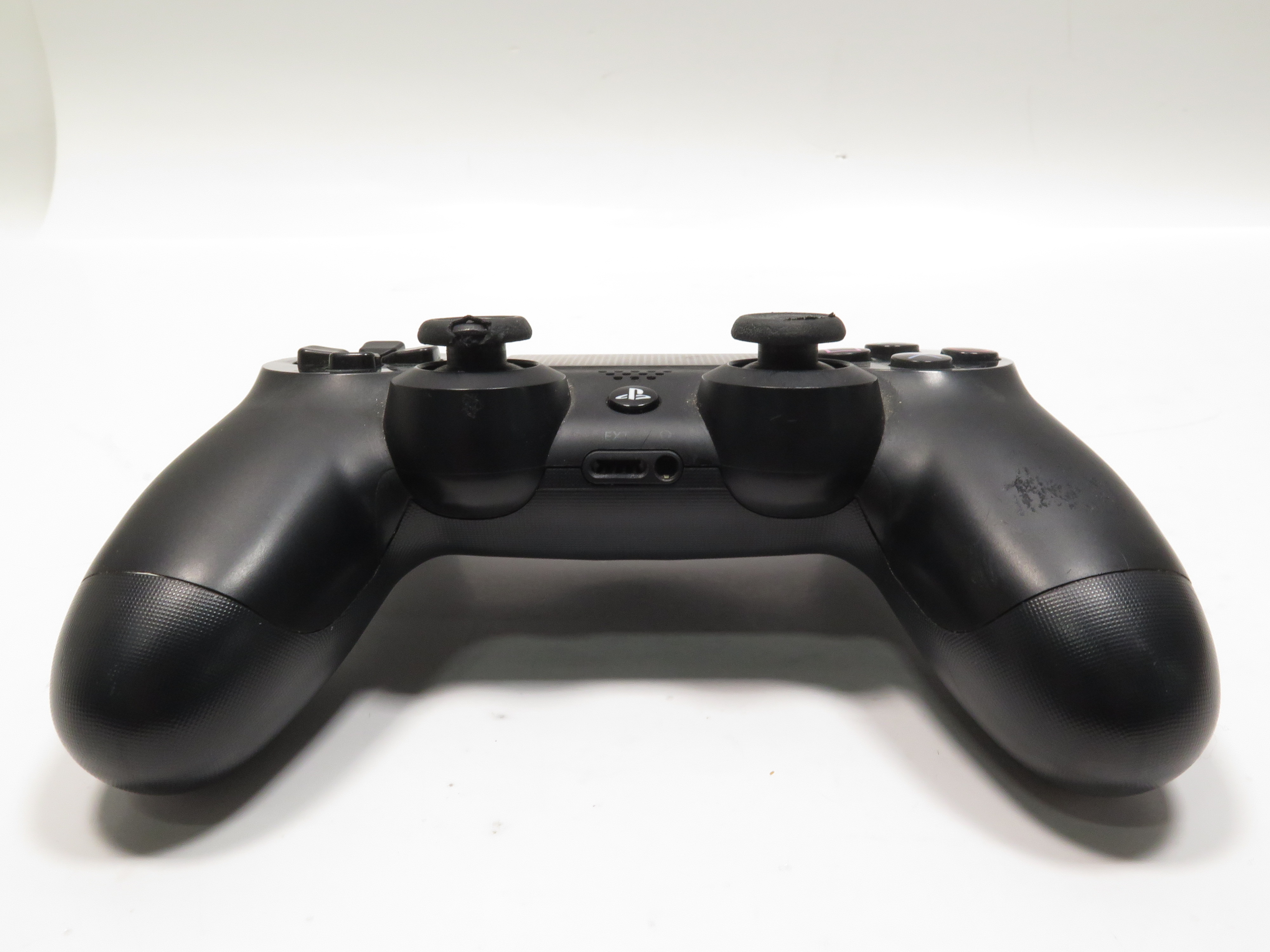 Sony CUH-ZCT1U PlayStation 4 Dual shock Wireless Controller - Black 2390