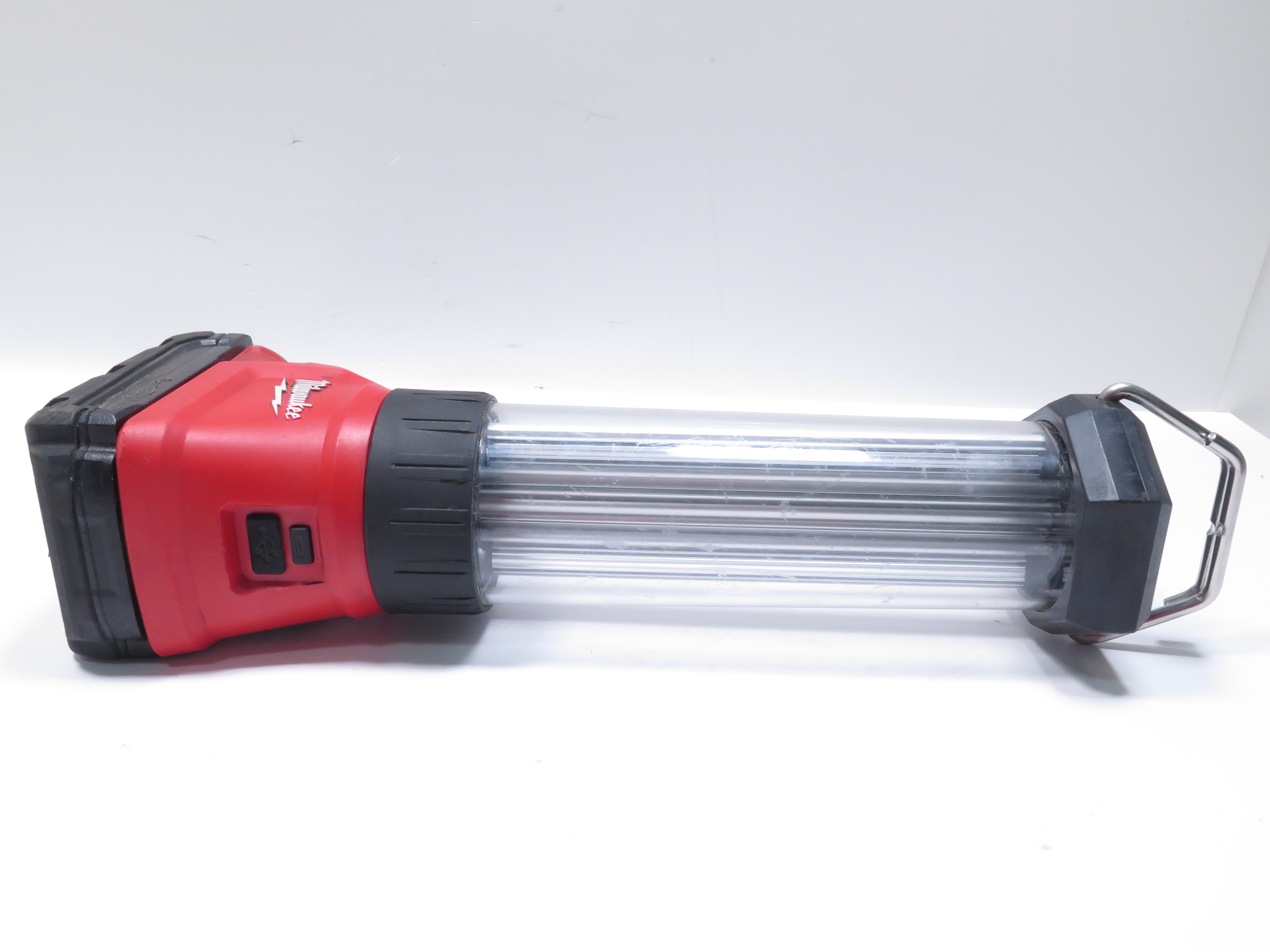 Milwaukee 2363-20 M18 18-Volt Lithium-Ion Cordless 700-Lumen LED ...