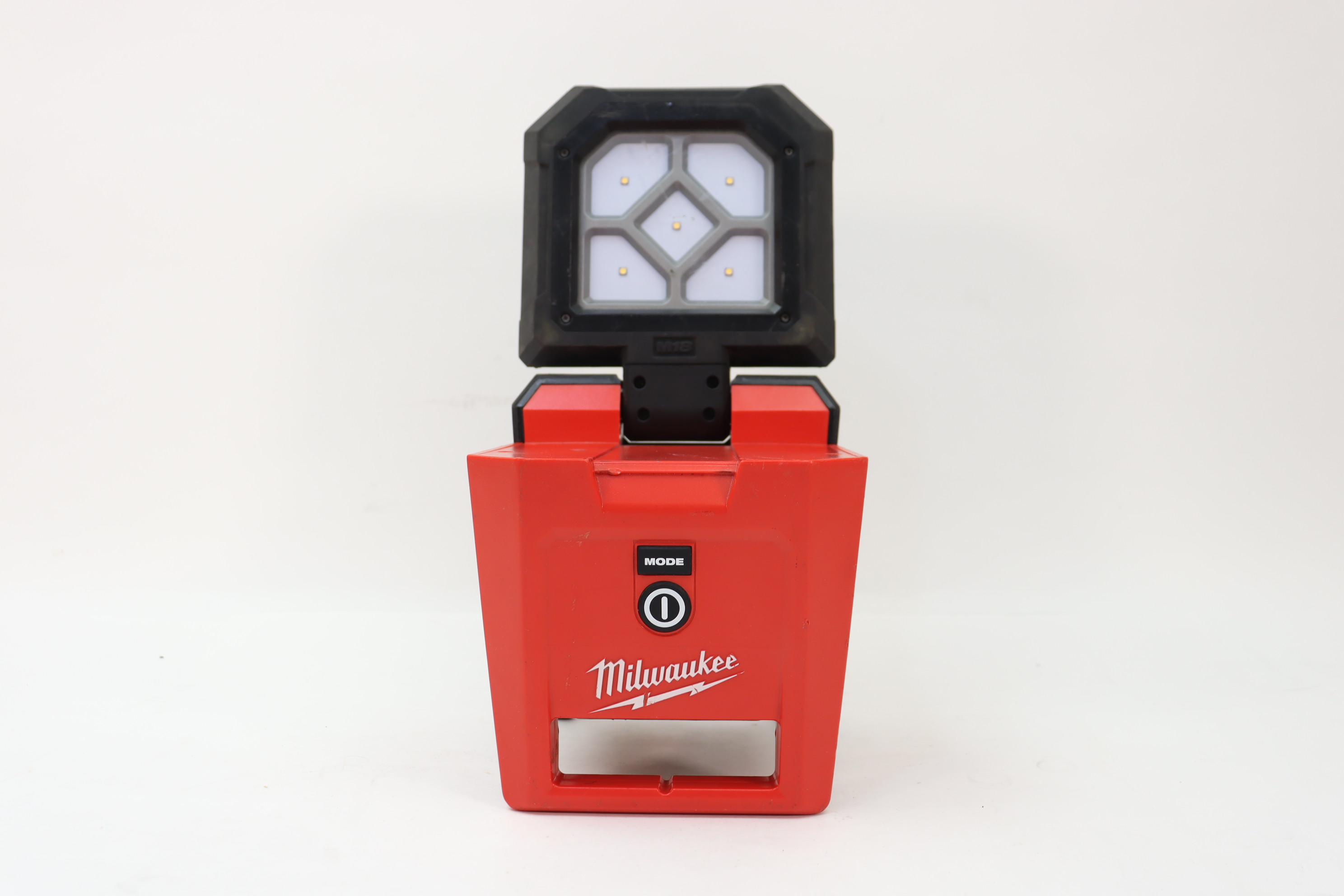 Milwaukee 2365-20 M18 ROVER Mounting Flood Light - 1500 Lumens